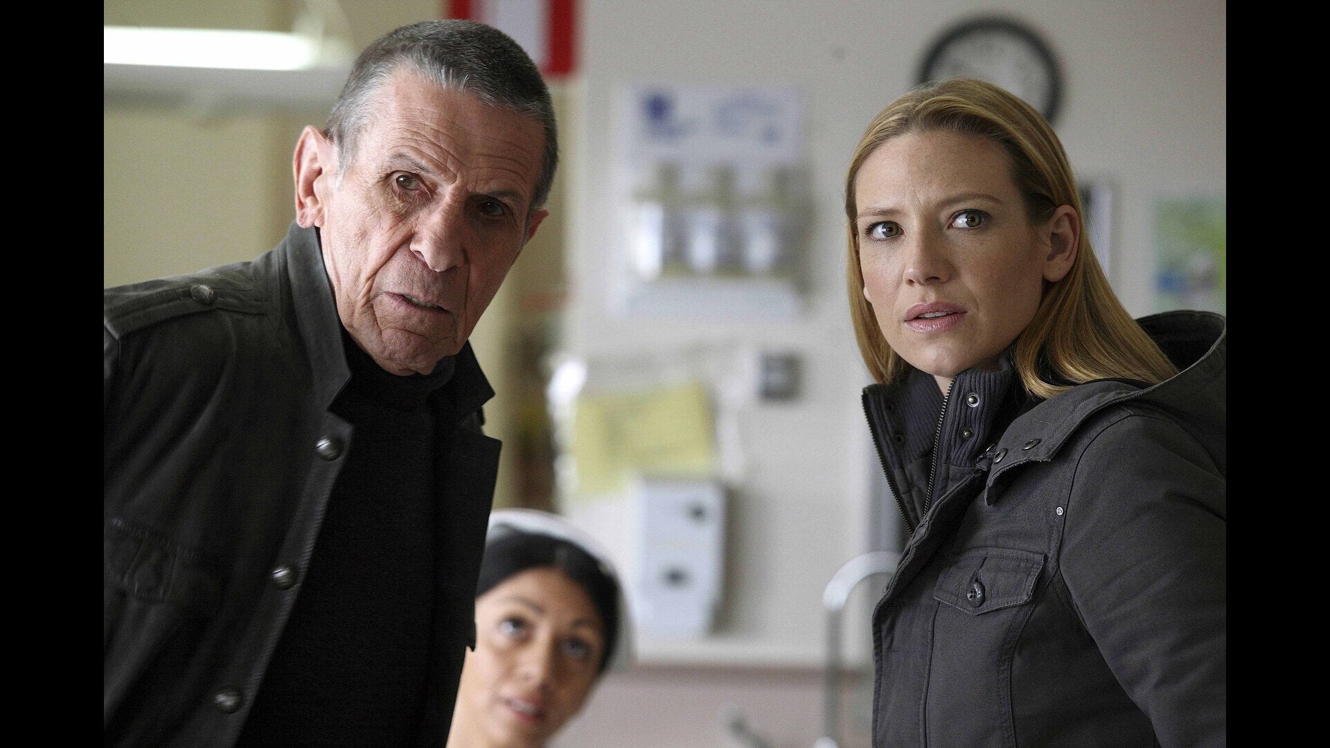 FRINGE/フリンジ シーズン2 第22話 帰還 Part 2 | Lemino(レミノ) - 映画・ドラマ・アニメや音楽・ライブが見放題 | ドコモの動画配信サービス