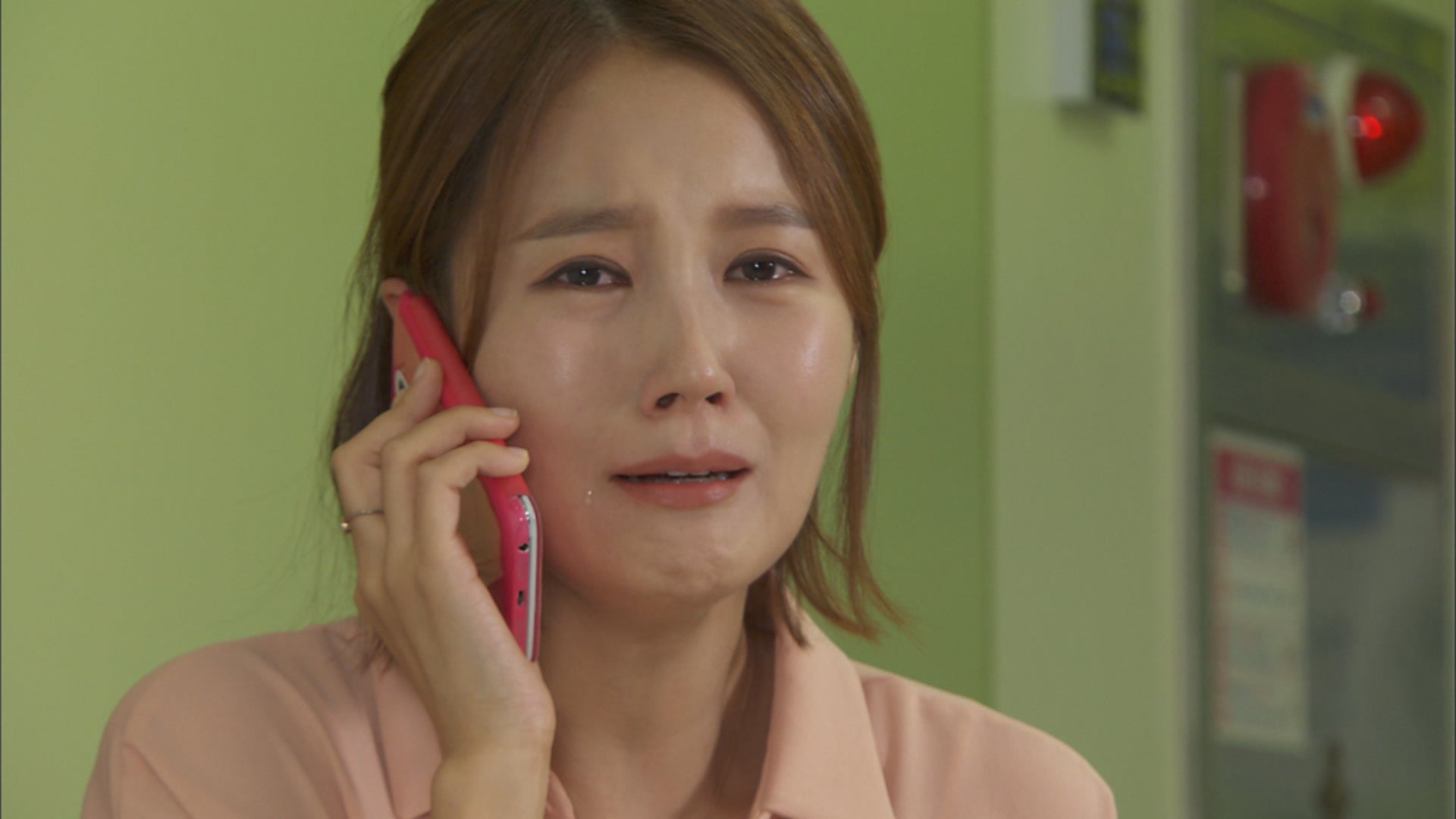 ルビーの指輪 第31話 | Lemino(レミノ) - 映画・ドラマ・アニメや音楽・ライブが見放題 | ドコモの動画配信サービス