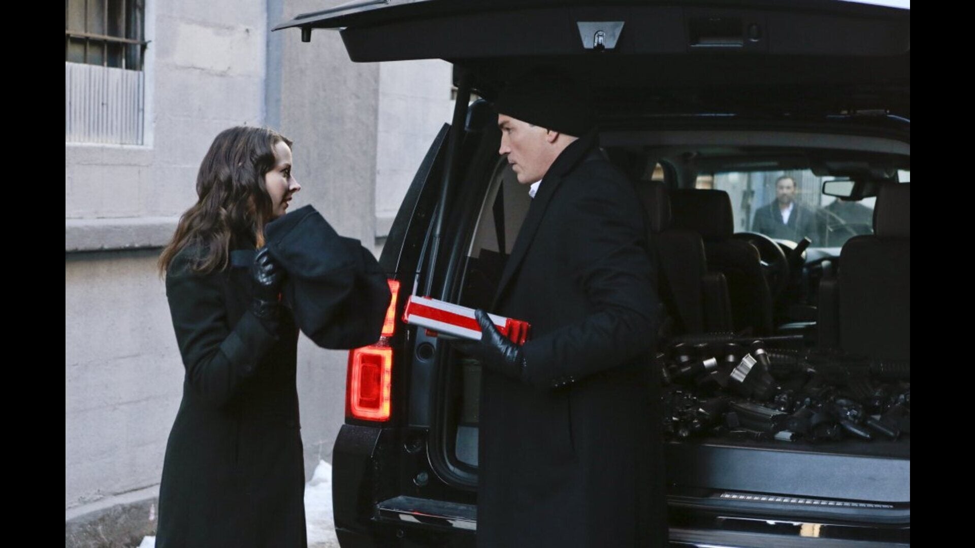 パーソン・オブ・インタレスト シーズン4 第19話 | Lemino(レミノ) - 映画・ドラマ・アニメや音楽・ライブが見放題 | ドコモの動画配信サービス