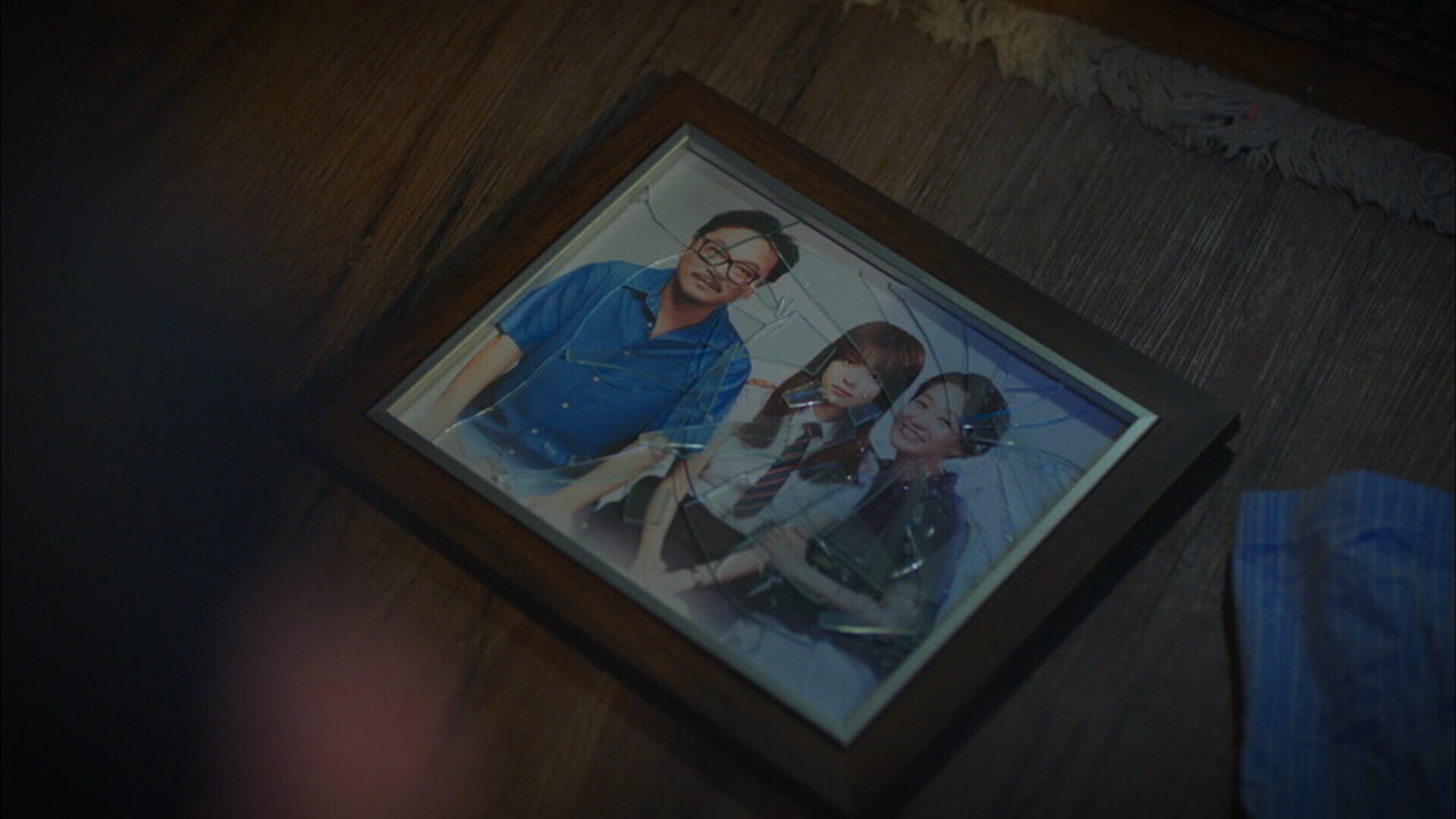 W -君と僕の世界- #4 | Lemino(レミノ) - 映画・ドラマ・アニメや音楽・ライブが見放題 | ドコモの動画配信サービス