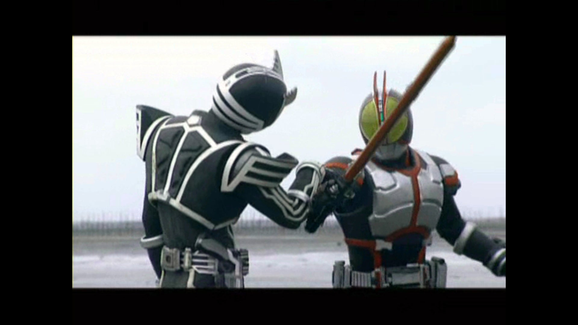 仮面ライダー555 第33話 | Lemino(レミノ) - 映画・ドラマ・アニメや音楽・ライブが見放題 | ドコモの動画配信サービス