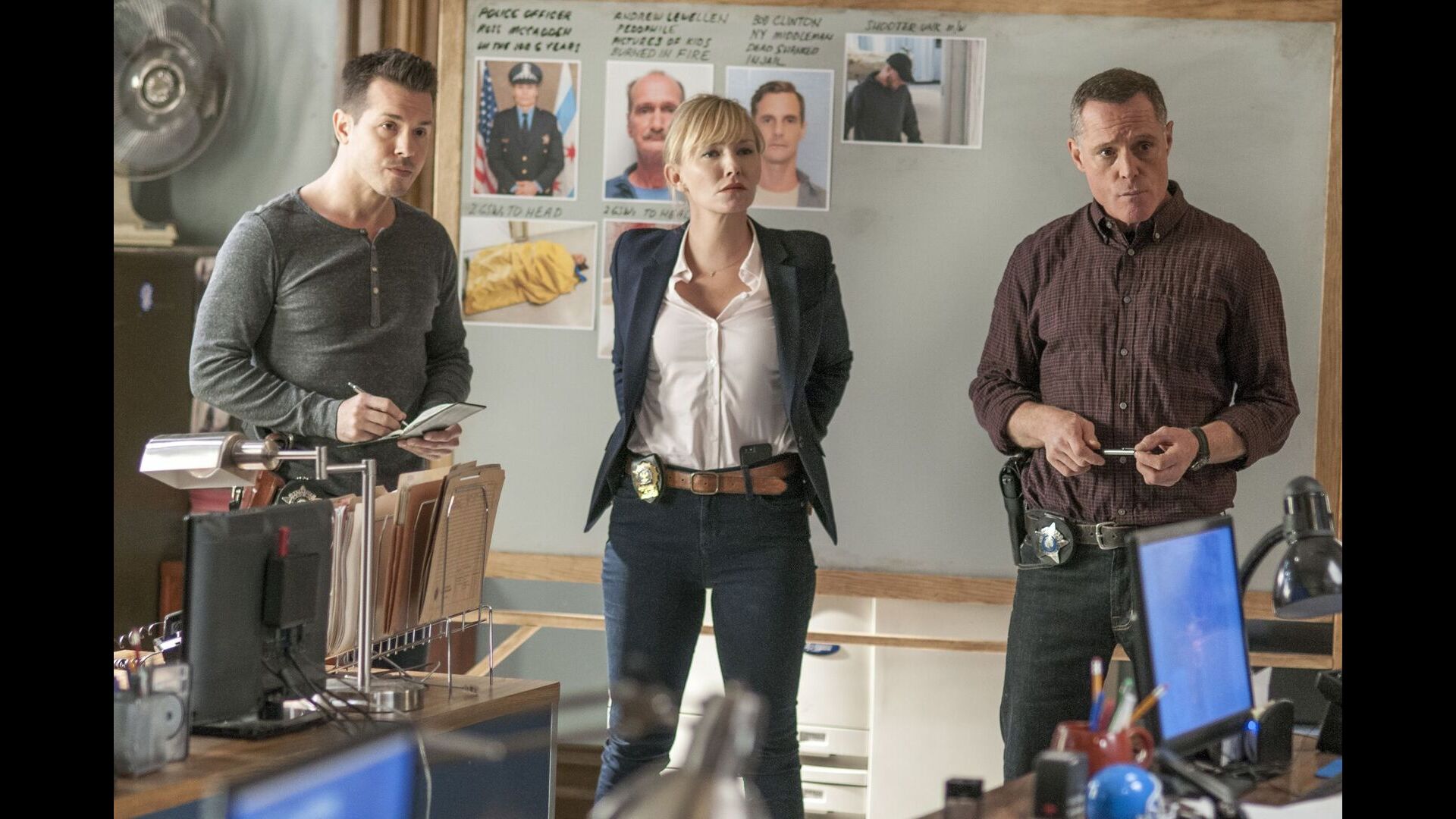 シカゴP.D. シーズン2 第7話 | Lemino(レミノ) - 映画・ドラマ・アニメや音楽・ライブが見放題 | ドコモの動画配信サービス