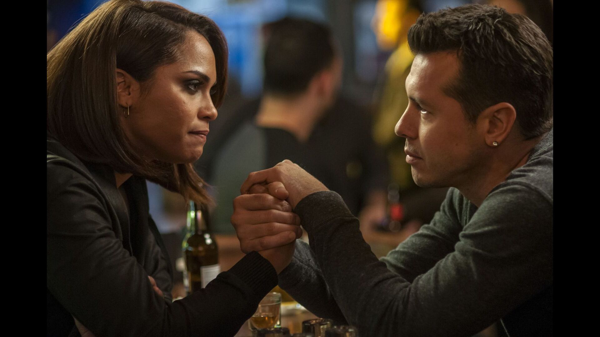 シカゴP.D. シーズン2 第13話 | Lemino(レミノ) - 映画・ドラマ・アニメや音楽・ライブが見放題 | ドコモの動画配信サービス