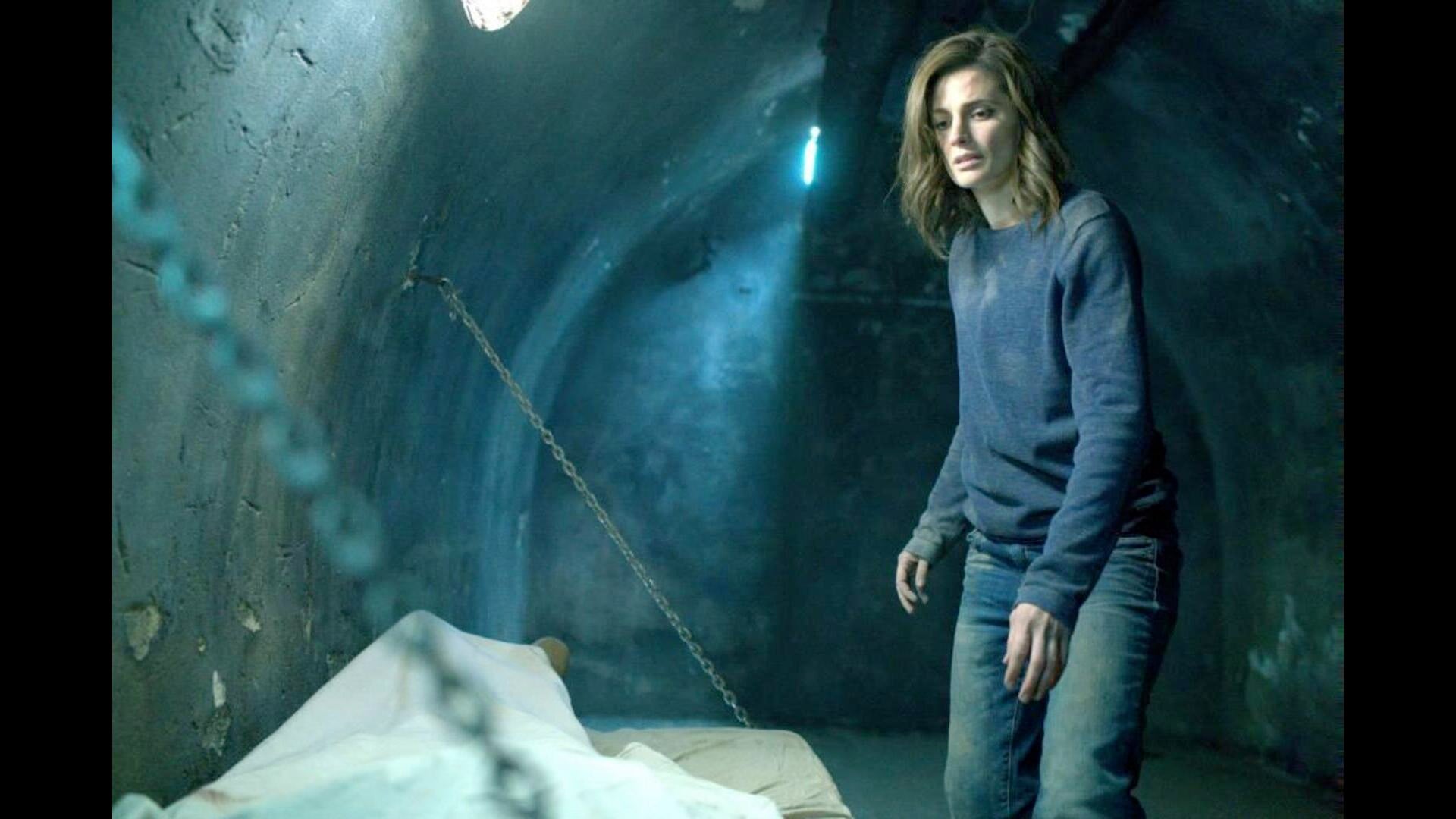 アブセンシア〜FBIの疑心〜 第10話(最終話) | Lemino(レミノ) - 映画・ドラマ・アニメや音楽・ライブが見放題 | ドコモの動画配信サービス