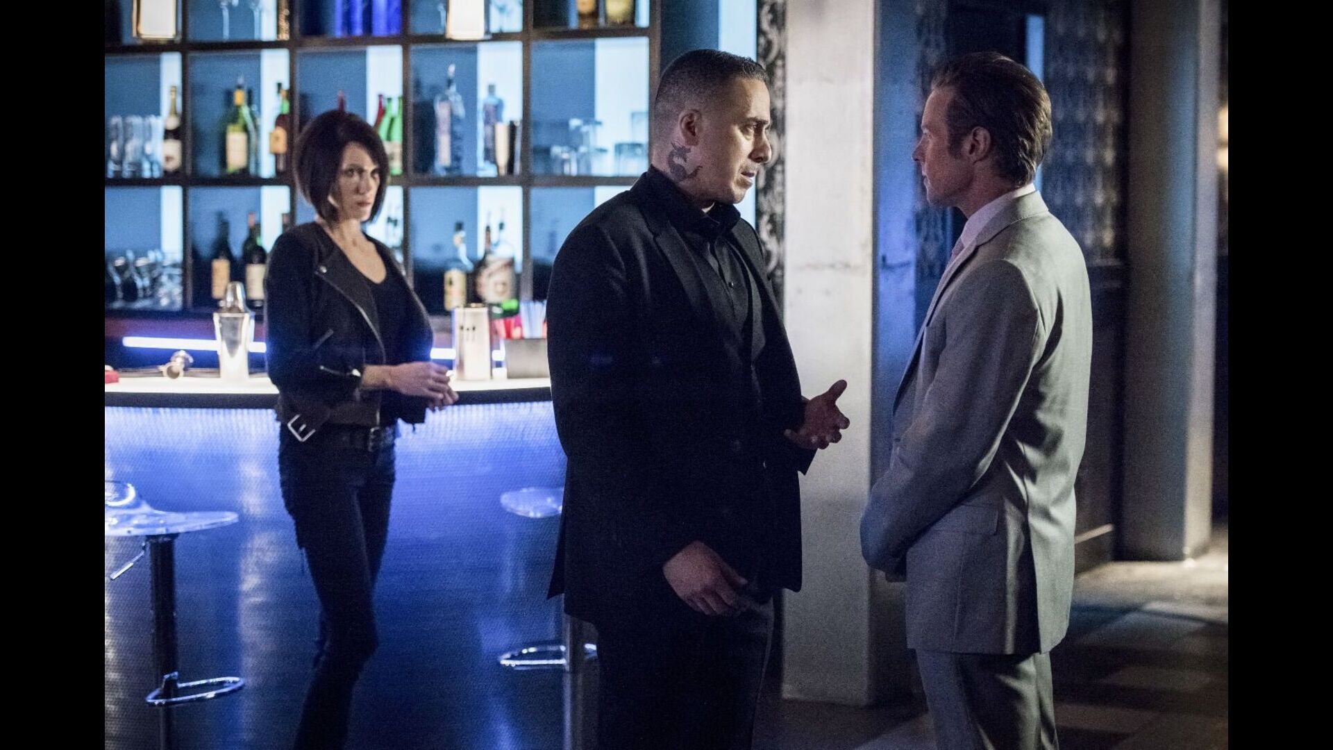 ARROW/アロー シーズン6 第19話 | Lemino(レミノ) - 映画・ドラマ・アニメや音楽・ライブが見放題 | ドコモの動画配信サービス