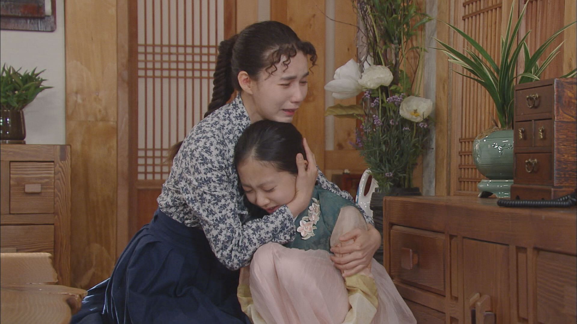 白詰草 第37話 | Lemino(レミノ) - 映画・ドラマ・アニメや音楽・ライブが見放題 | ドコモの動画配信サービス