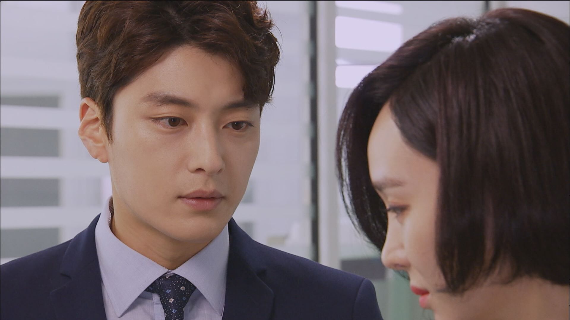 白詰草 第71話 | Lemino(レミノ) - 映画・ドラマ・アニメや音楽・ライブが見放題 | ドコモの動画配信サービス