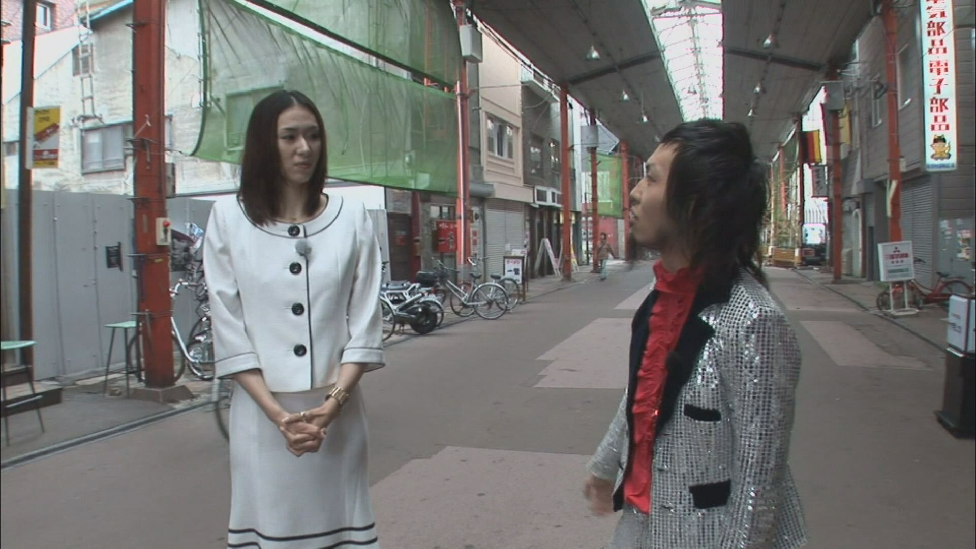 ブギウギ専務 #18 | Lemino(レミノ) - 映画・ドラマ・アニメや音楽・ライブが見放題 | ドコモの動画配信サービス