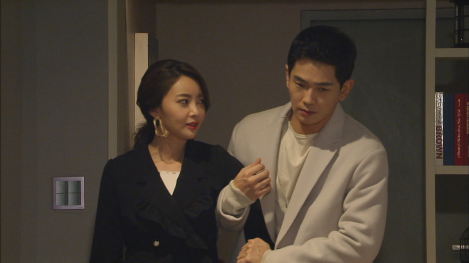 今日、妻やめます〜偽りの家族〜 第27話 | Lemino(レミノ) - 映画・ドラマ・アニメや音楽・ライブが見放題 | ドコモの動画配信サービス