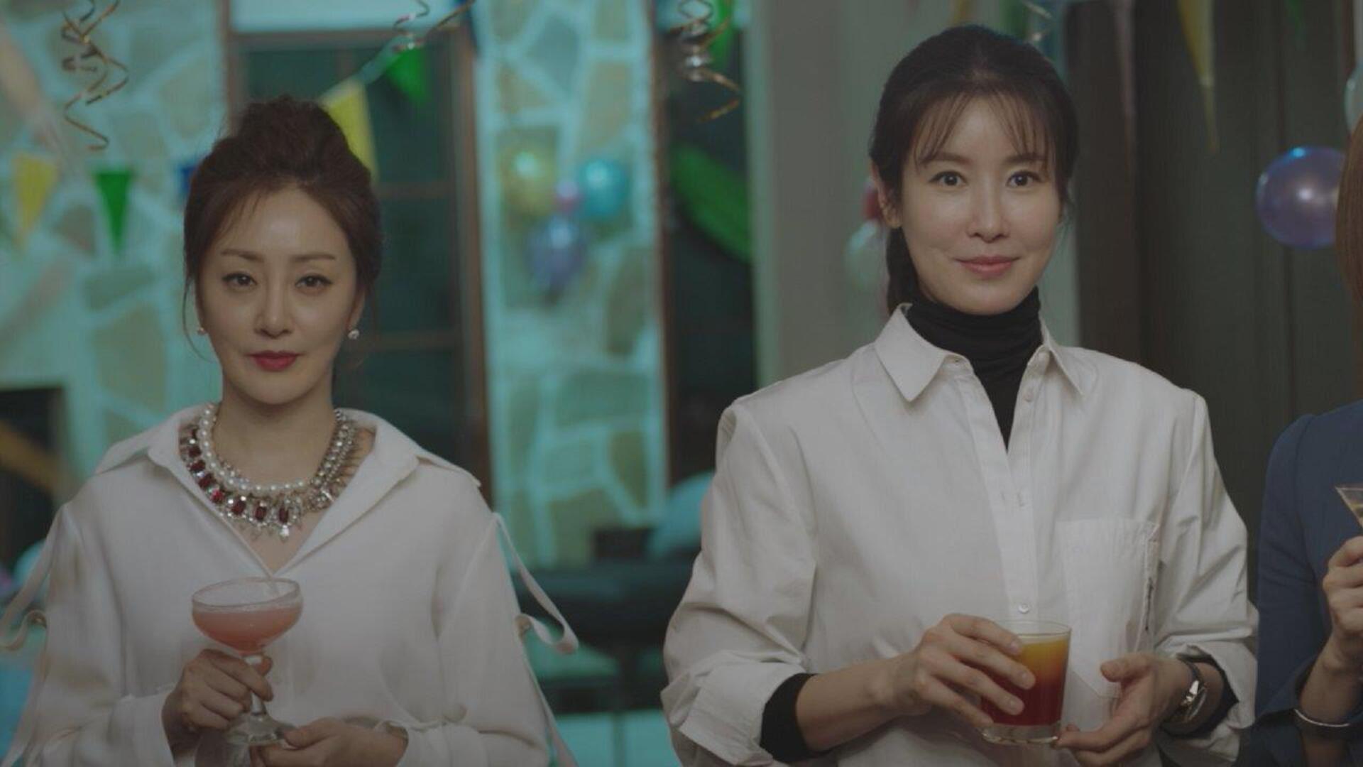 SKYキャッスル〜上流階級の妻たち〜 第25話 | Lemino(レミノ) - 映画・ドラマ・アニメや音楽・ライブが見放題 | ドコモの動画配信サービス