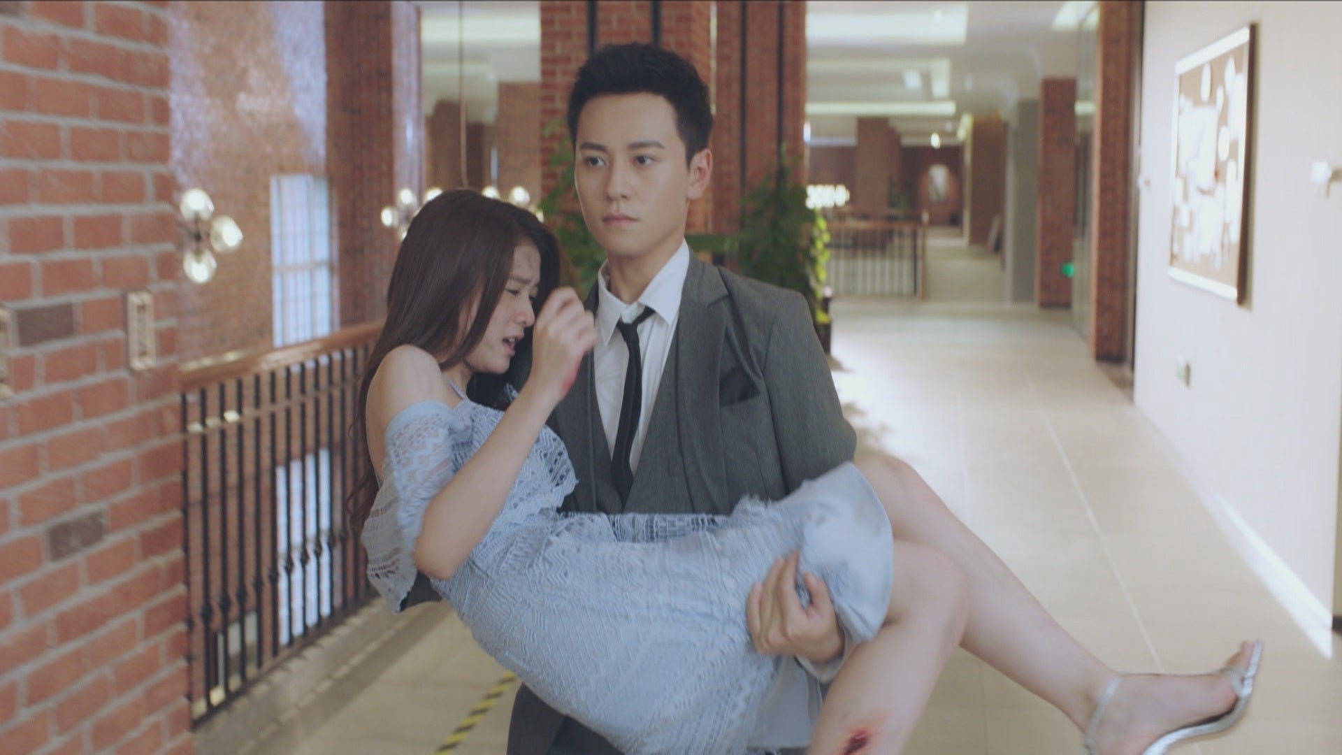 泡沫の夏〜トライアングル ラブ〜 第15話 | Lemino(レミノ) - 映画・ドラマ・アニメや音楽・ライブが見放題 | ドコモの動画配信サービス