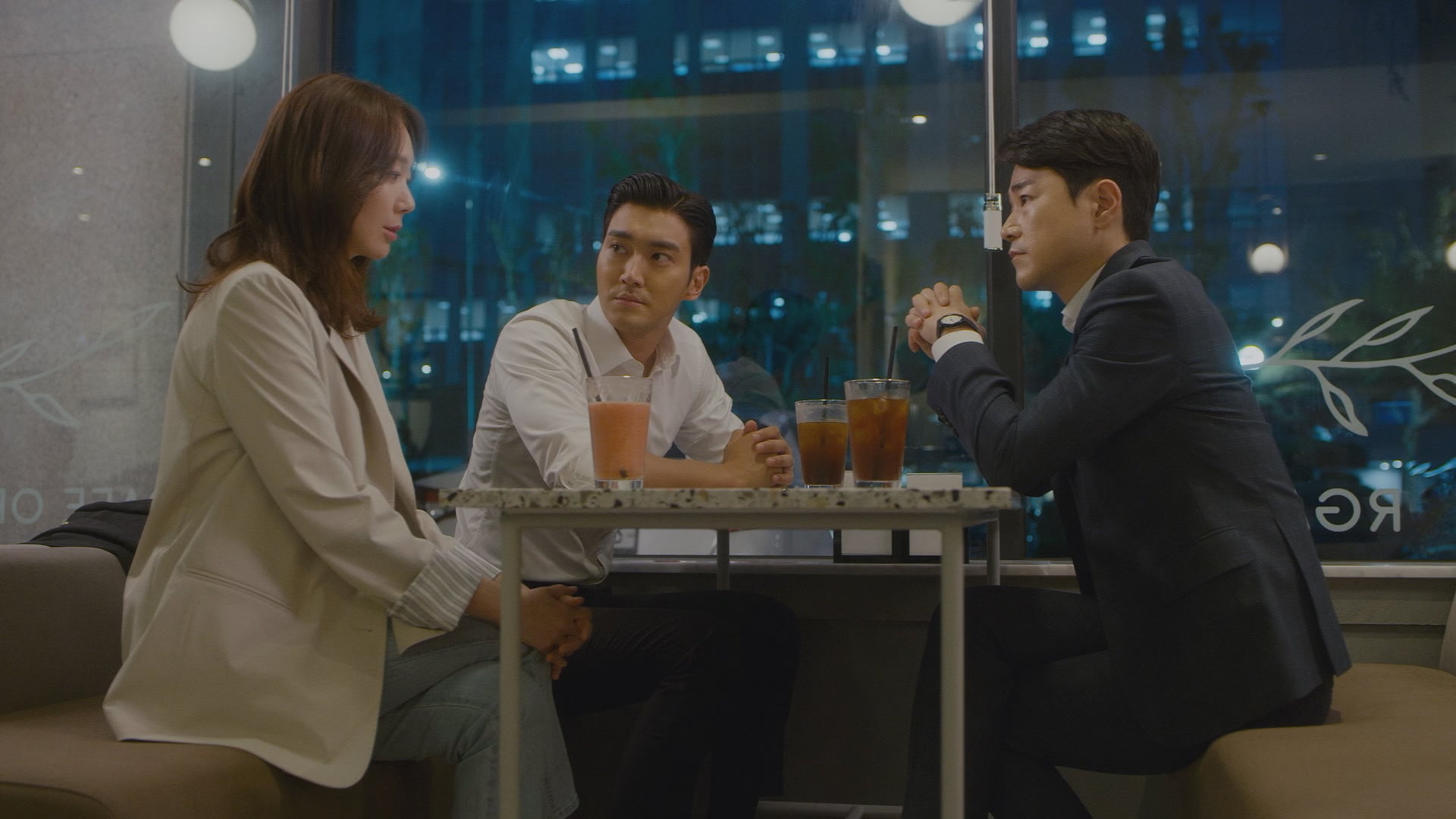 ダーリンは危機一髪！#32 | Lemino(レミノ) - 映画・ドラマ・アニメや音楽・ライブが見放題 | ドコモの動画配信サービス