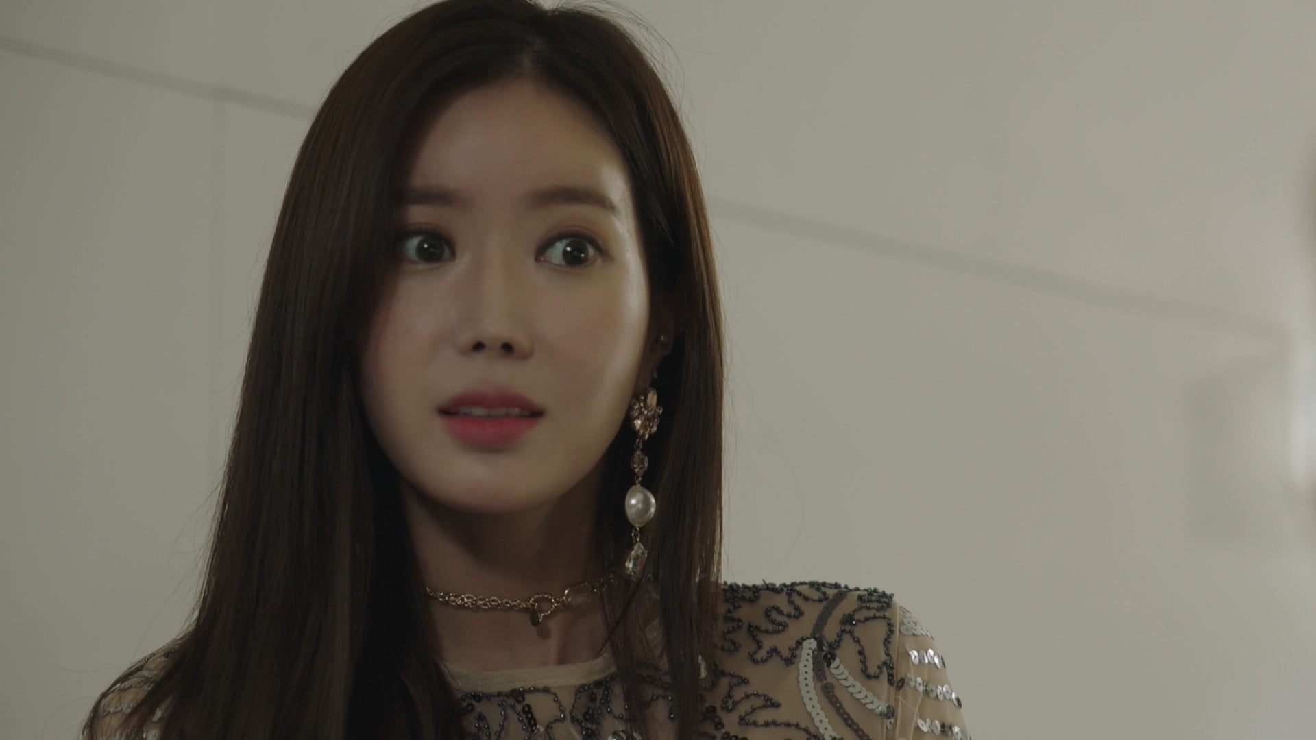 優雅な一族 第1話 | Lemino(レミノ) - 映画・ドラマ・アニメや音楽・ライブが見放題 | ドコモの動画配信サービス