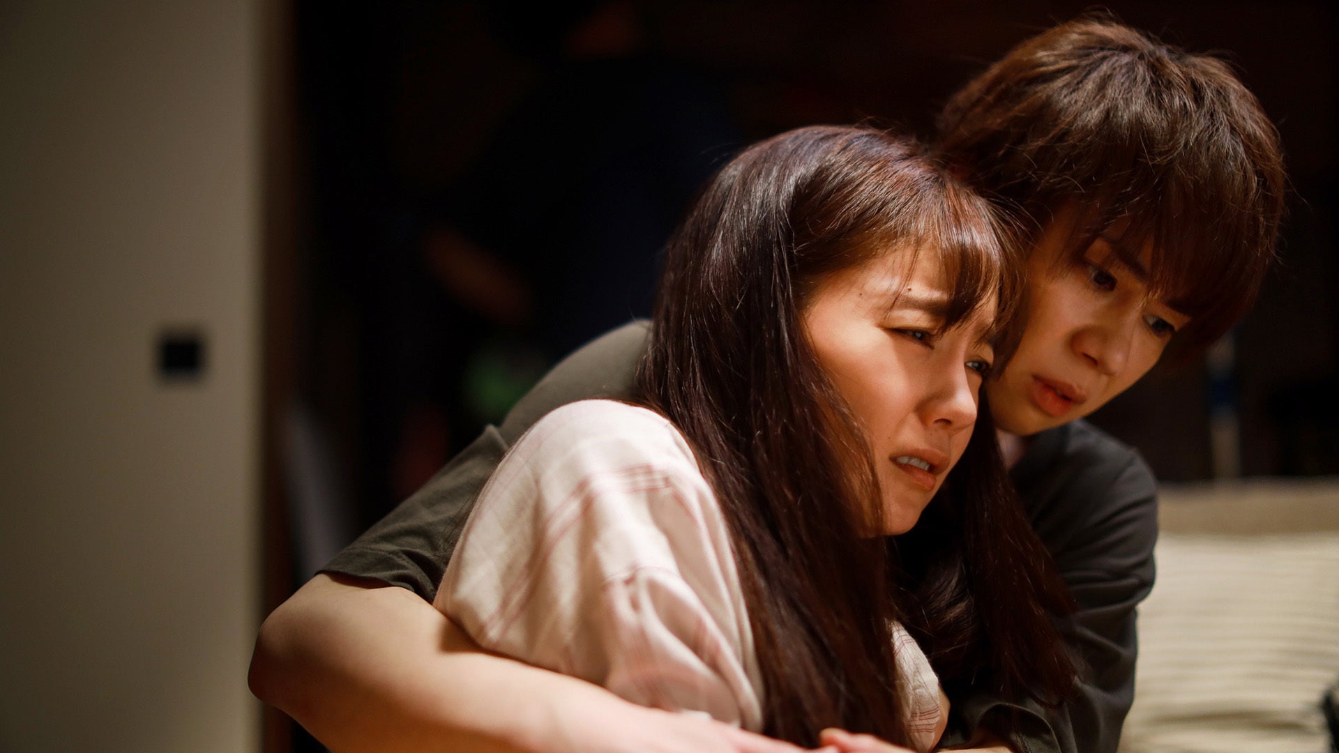 ただ離婚してないだけ #6 | Lemino(レミノ) - 映画・ドラマ・アニメや音楽・ライブが見放題 | ドコモの動画配信サービス