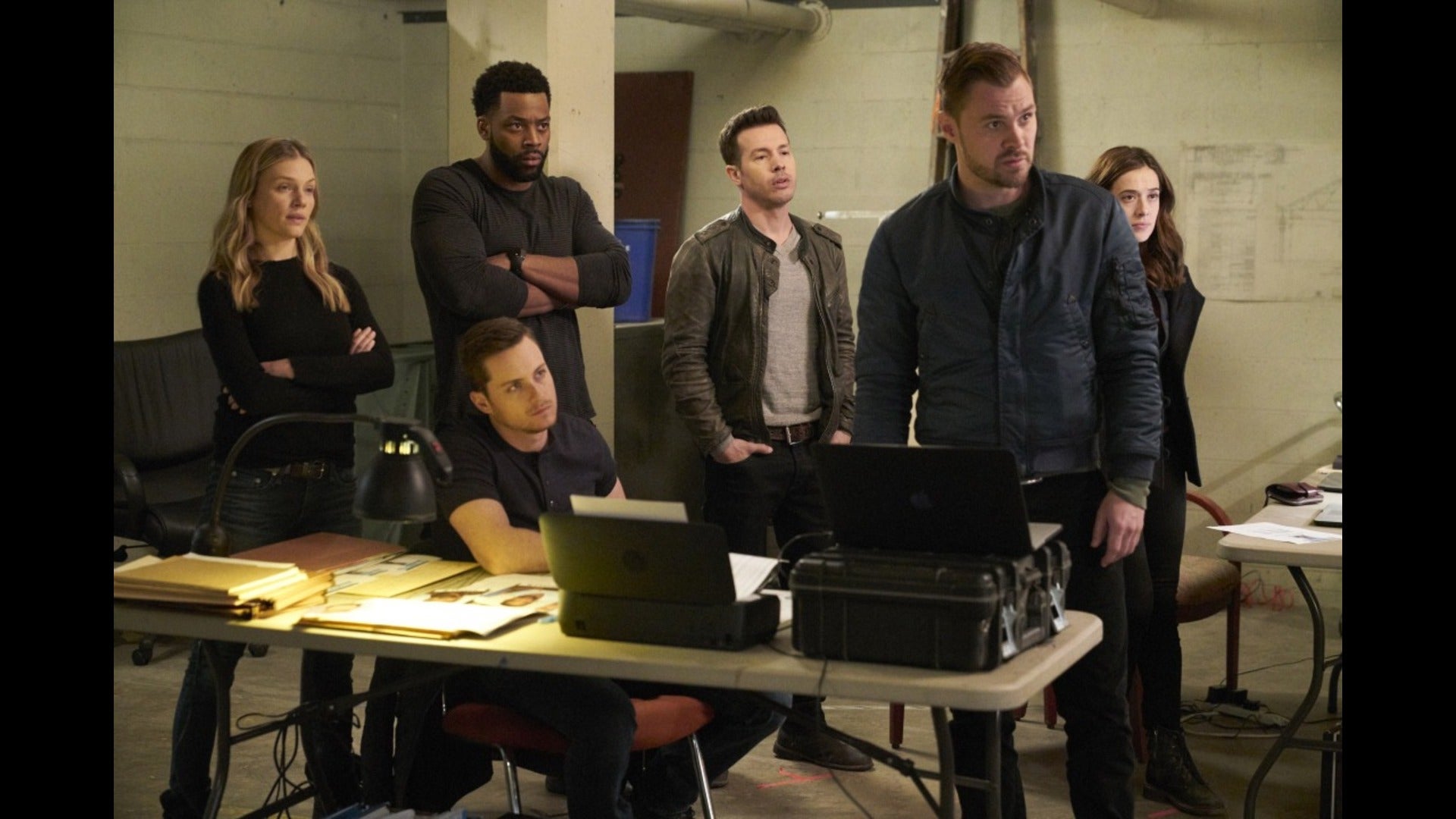 シカゴP.D. シーズン5 第22話 | Lemino(レミノ) - 映画・ドラマ・アニメや音楽・ライブが見放題 | ドコモの動画配信サービス