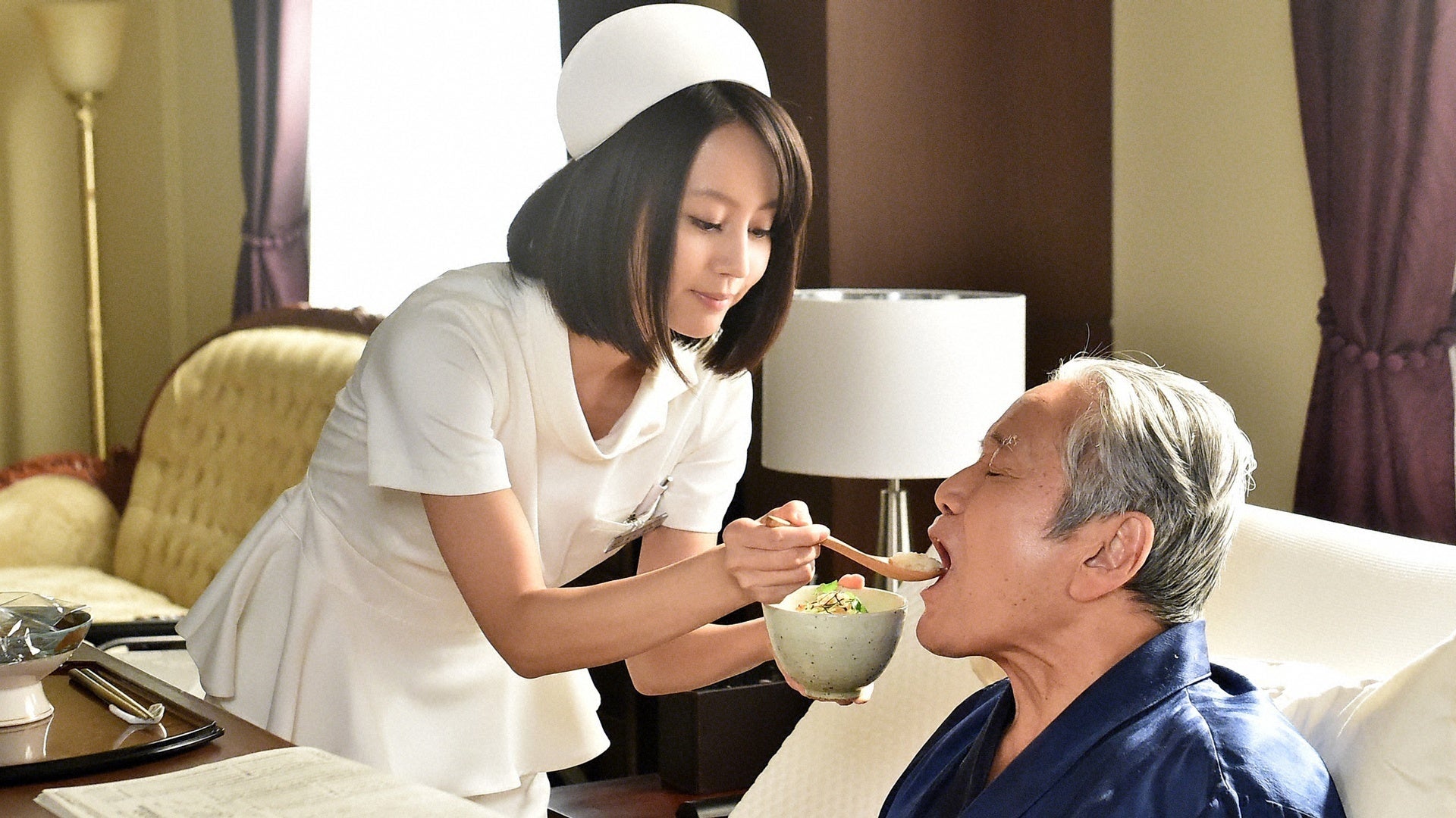 まっしろ 第5話 | Lemino(レミノ) - 映画・ドラマ・アニメや音楽・ライブが見放題 | ドコモの動画配信サービス