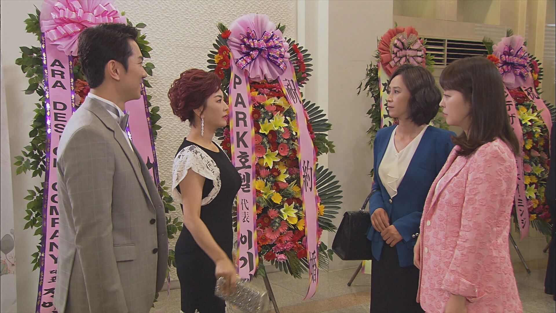 黒薔薇の家 第42話 | Lemino(レミノ) - 映画・ドラマ・アニメや音楽・ライブが見放題 | ドコモの動画配信サービス