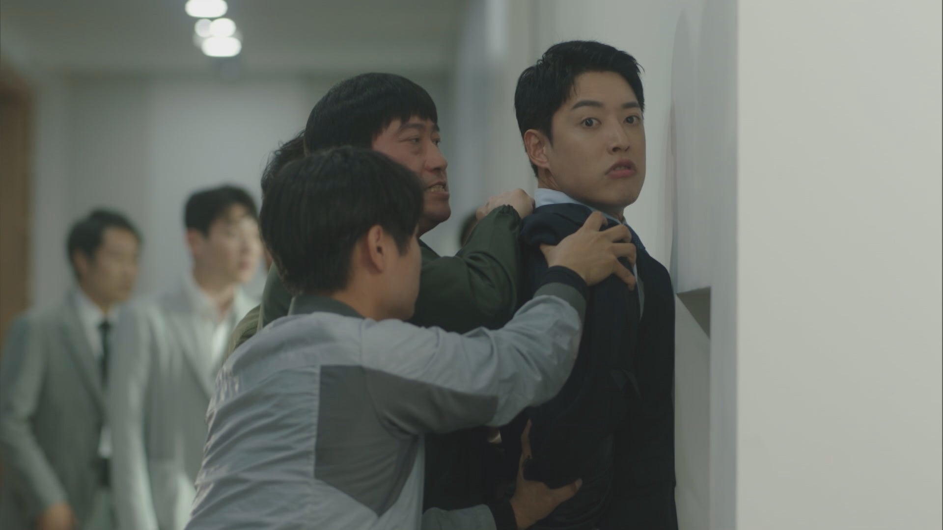 秘密の家〜愛と復讐の迷宮〜 第60話 | Lemino(レミノ) - 映画・ドラマ・アニメや音楽・ライブが見放題 | ドコモの動画配信サービス