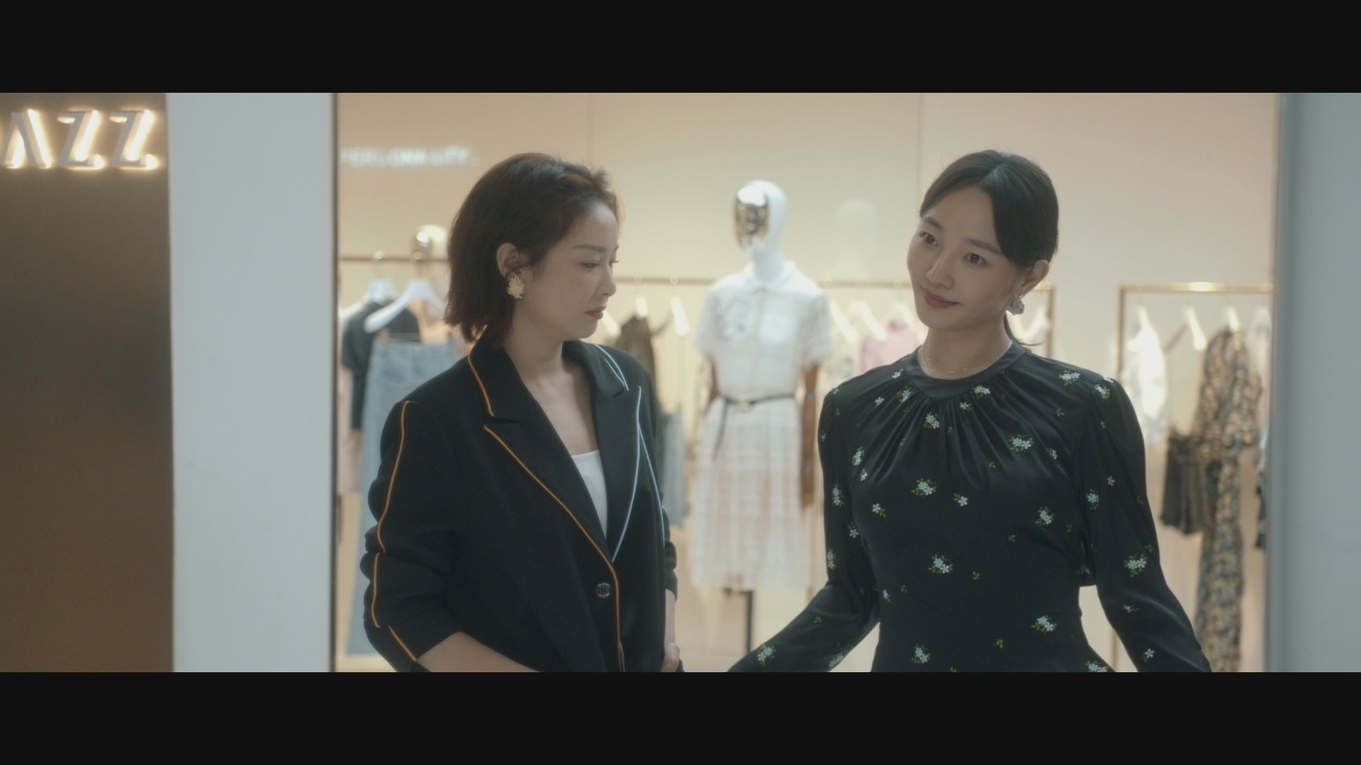 モダン・マリッジ 第31話 | Lemino(レミノ) - 映画・ドラマ・アニメや音楽・ライブが見放題 | ドコモの動画配信サービス