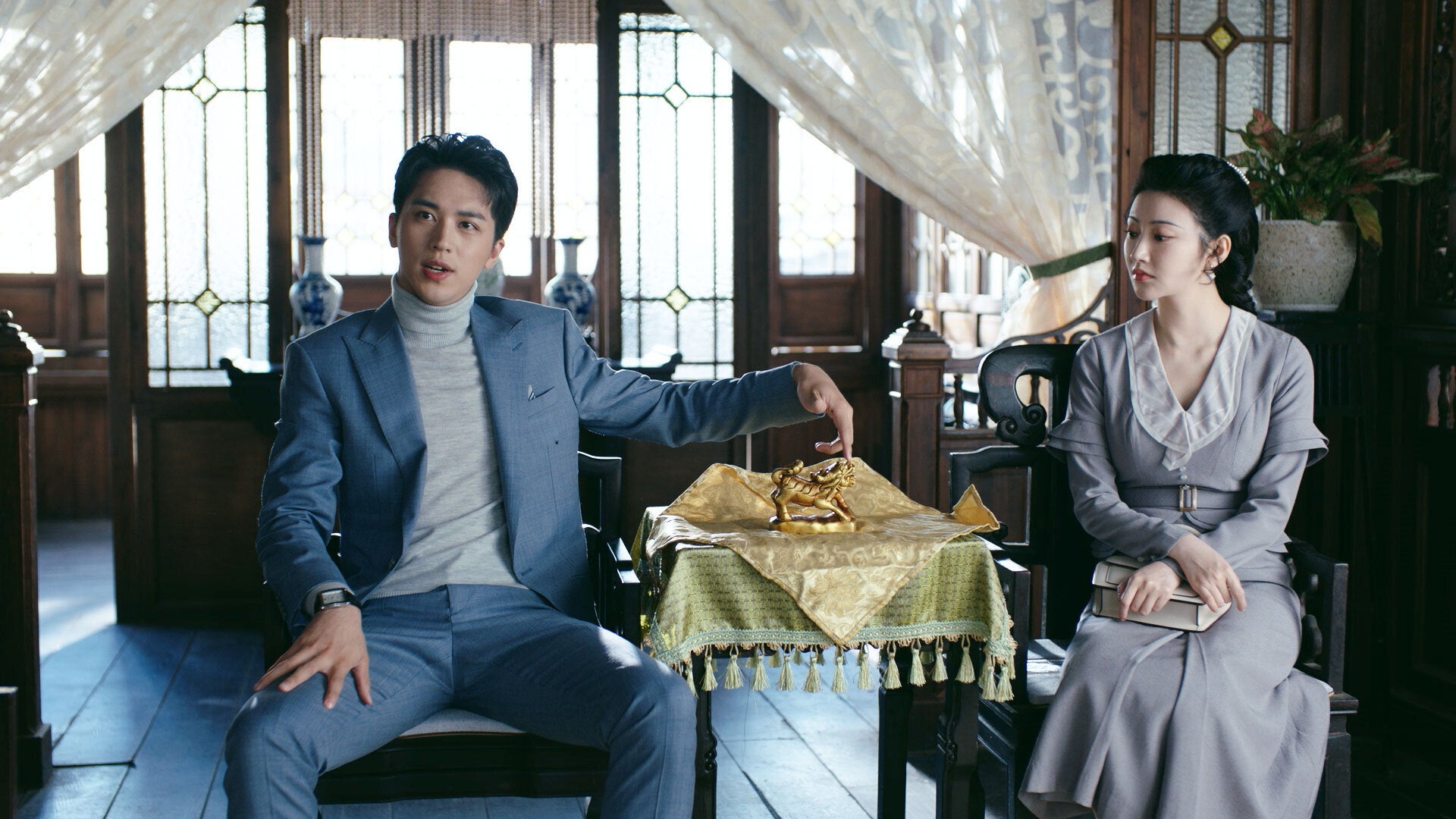 流光城市〜ある一族の秘密 第20話 | Lemino(レミノ) - 映画・ドラマ・アニメや音楽・ライブが見放題 | ドコモの動画配信サービス