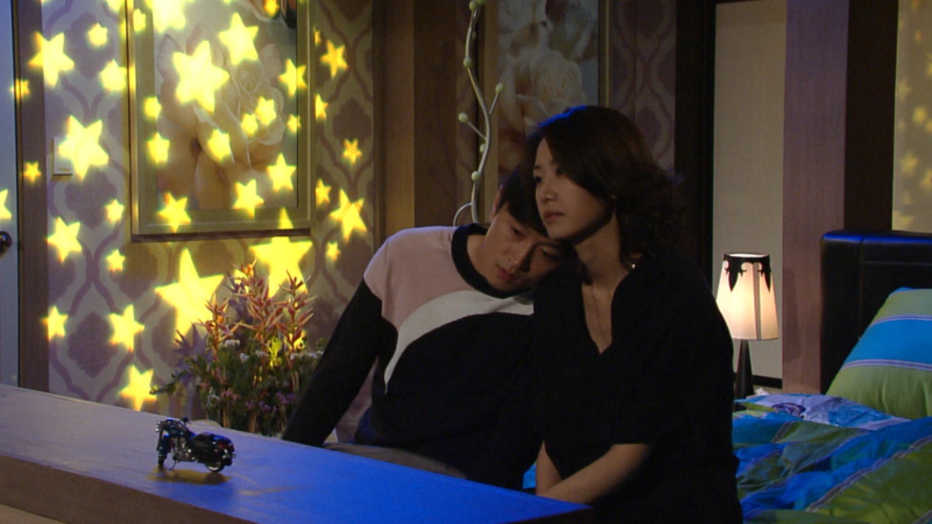 白い嘘 第126話 | Lemino(レミノ) - 映画・ドラマ・アニメや音楽・ライブが見放題 | ドコモの動画配信サービス