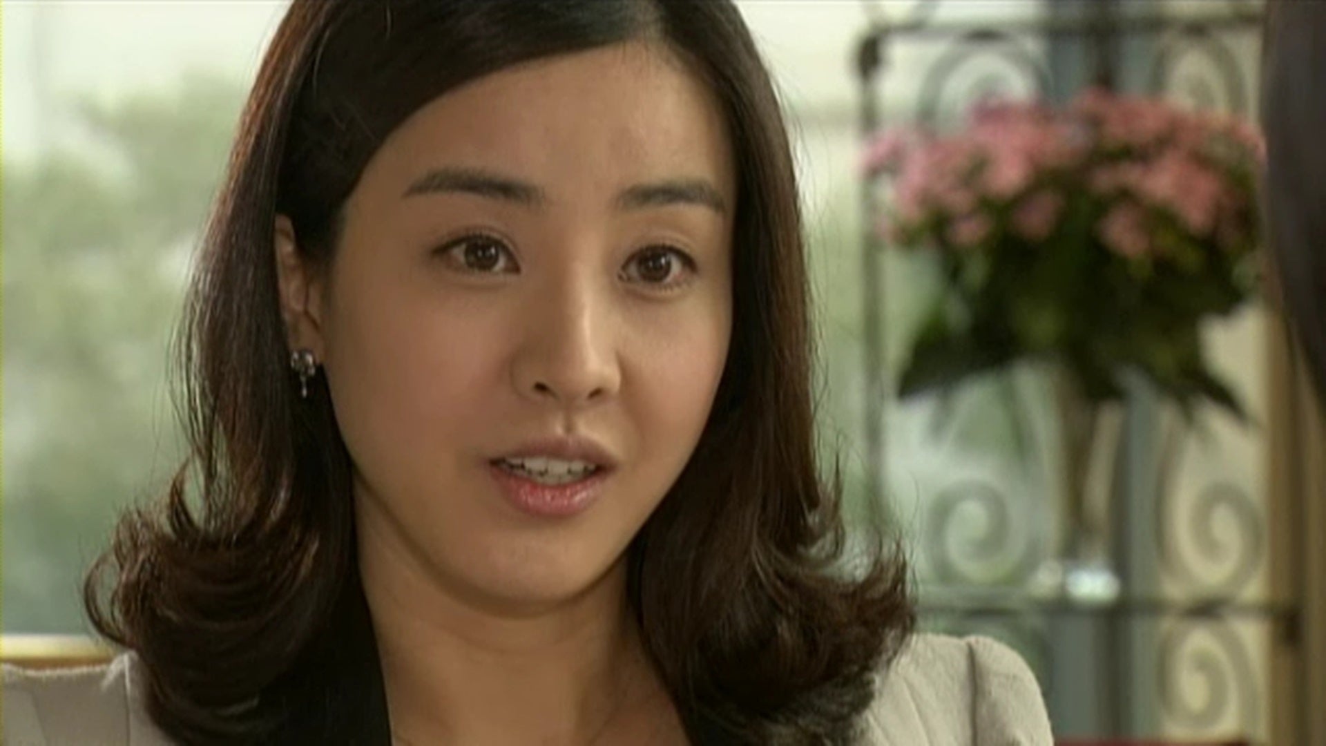 ピンクのリップスティック 第52話 | Lemino(レミノ) - 映画・ドラマ・アニメや音楽・ライブが見放題 | ドコモの動画配信サービス