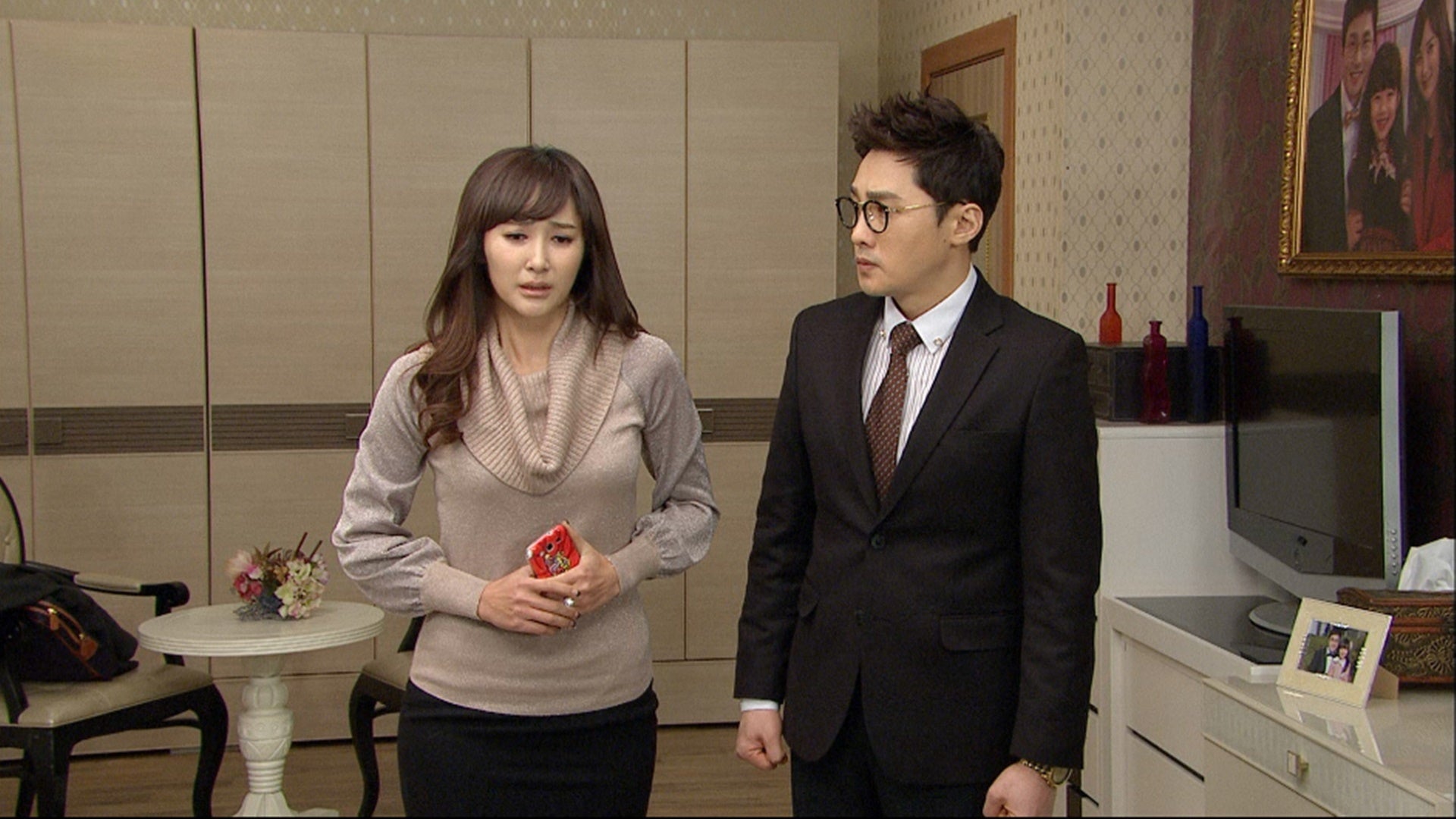 愛してたみたい 〜すべてを奪われた女〜 第56話 | Lemino(レミノ) - 映画・ドラマ・アニメや音楽・ライブが見放題 | ドコモの動画配信サービス