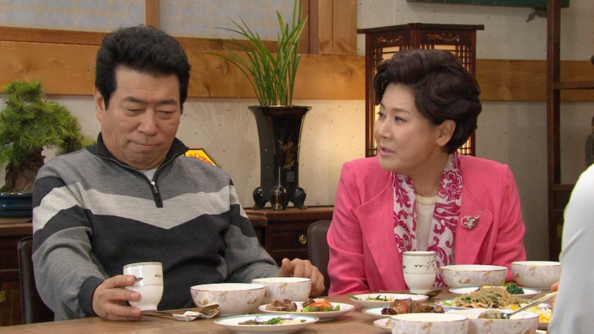 愛してたみたい 〜すべてを奪われた女〜 第115話 | Lemino(レミノ) - 映画・ドラマ・アニメや音楽・ライブが見放題 | ドコモの動画配信サービス