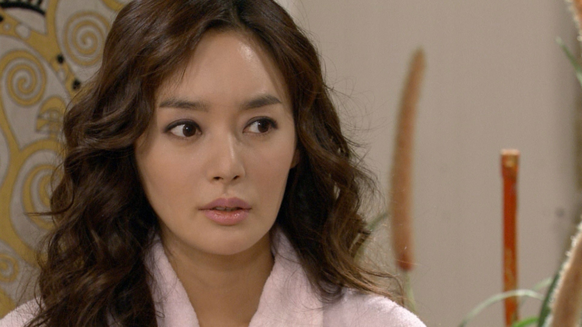 スカーレットレター ‐裏切りの代償‐ 第108話 | Lemino(レミノ) - 映画・ドラマ・アニメや音楽・ライブが見放題 | ドコモの動画配信サービス