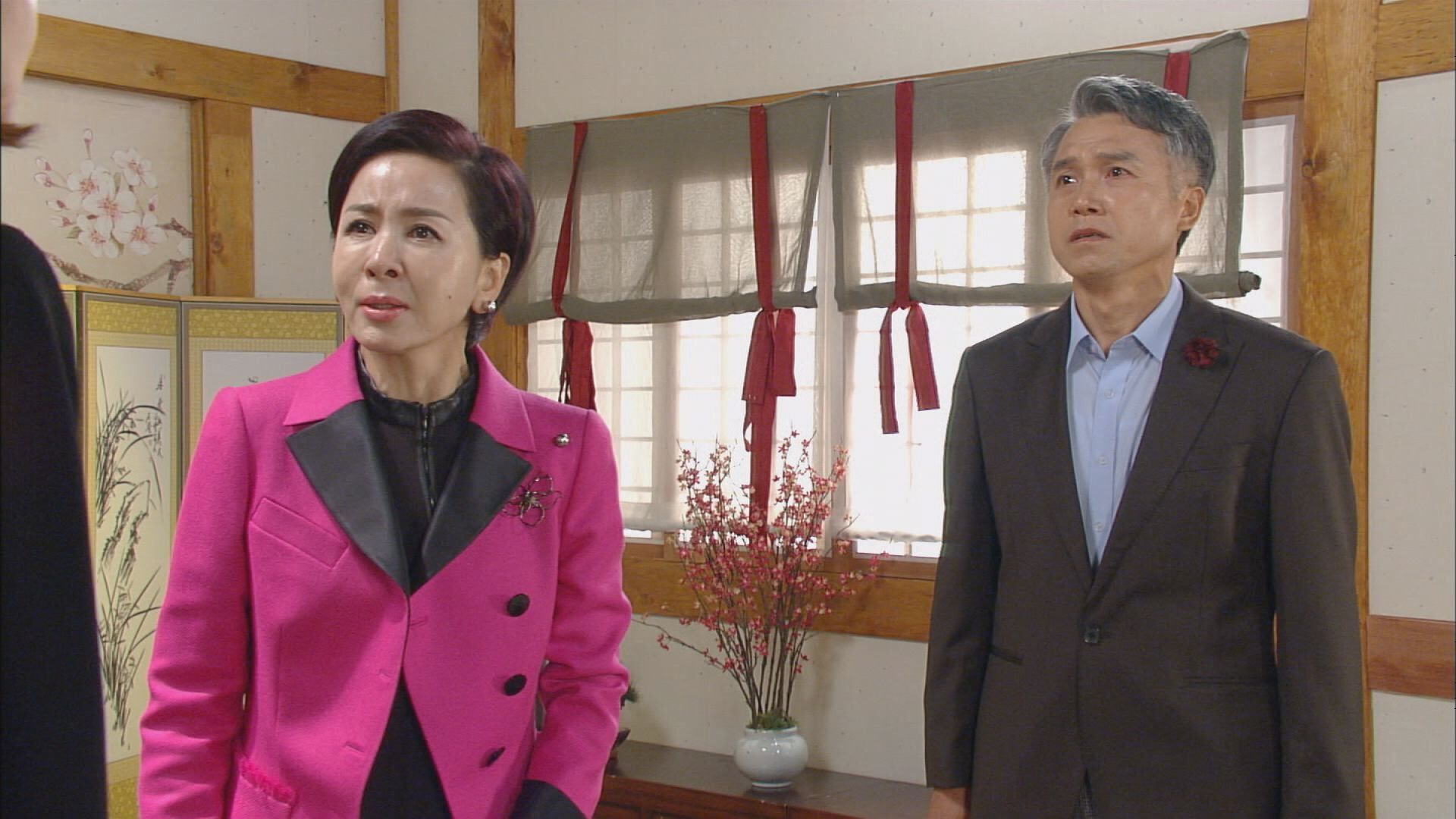 棘＜トゲ＞と蜜 第102話 | Lemino(レミノ) - 映画・ドラマ・アニメや音楽・ライブが見放題 | ドコモの動画配信サービス