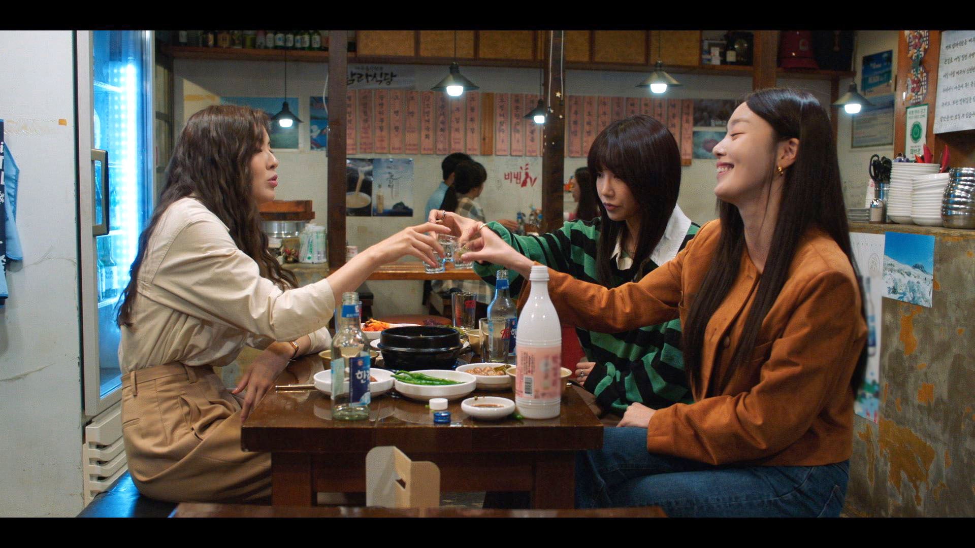 酒飲みな都会の女たち2 第5話 | Lemino(レミノ) - 映画・ドラマ・アニメや音楽・ライブが見放題 | ドコモの動画配信サービス