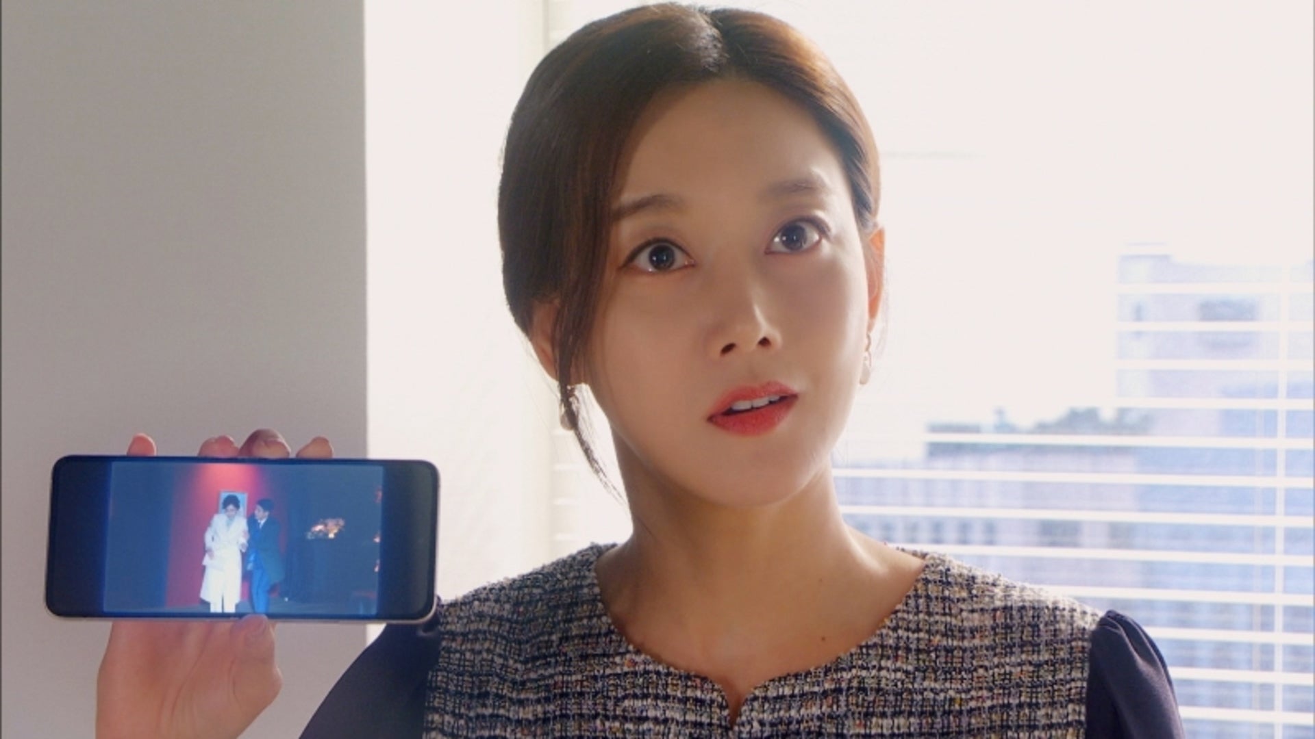 二番目の夫 第81話 | Lemino(レミノ) - 映画・ドラマ・アニメや音楽・ライブが見放題 | ドコモの動画配信サービス