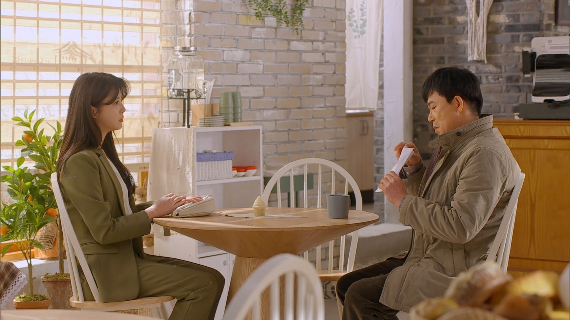 二番目の夫 第126話 | Lemino(レミノ) - 映画・ドラマ・アニメや音楽・ライブが見放題 | ドコモの動画配信サービス