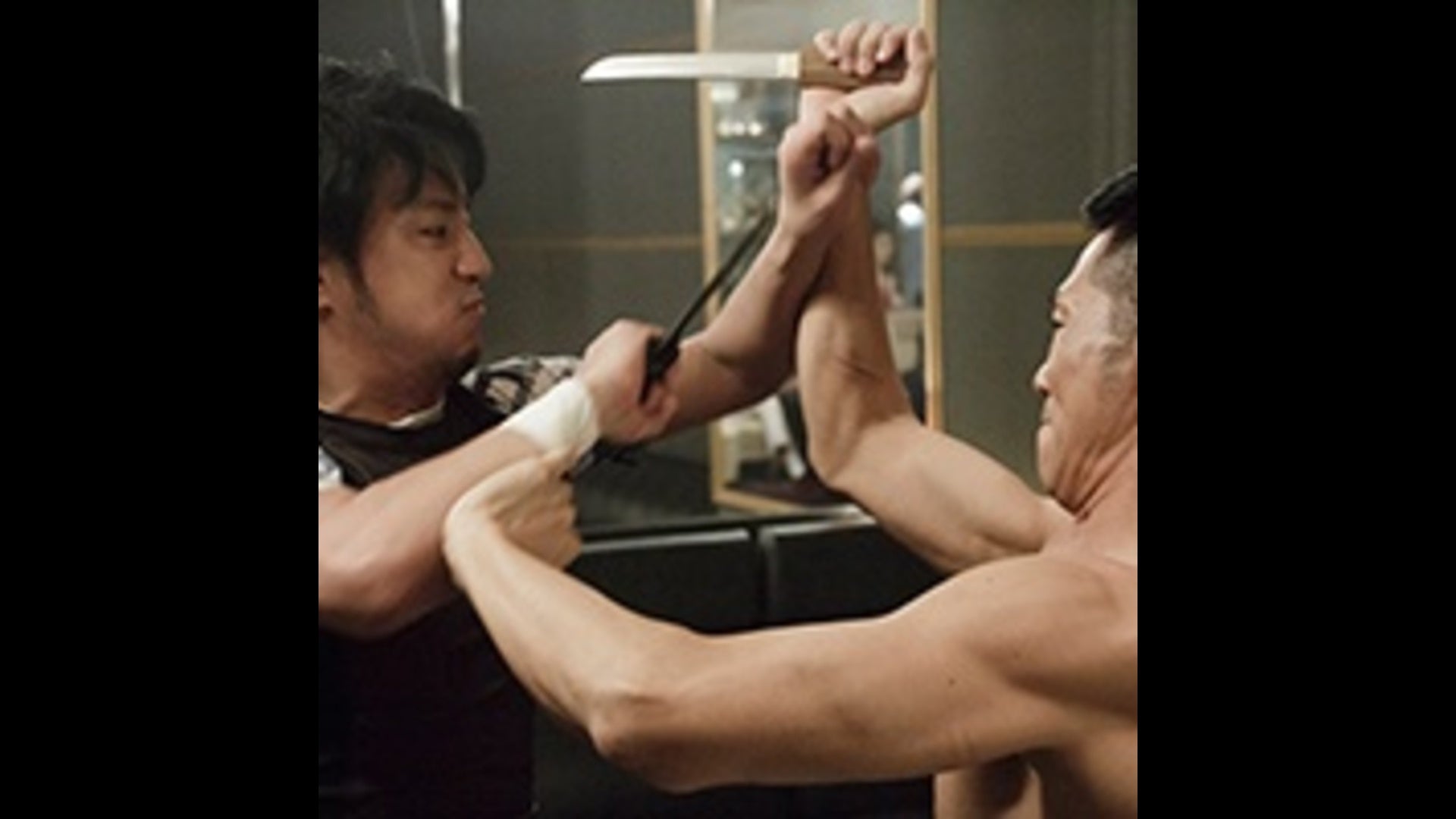 Zアイランド～関東極道炎上篇～ 2話 | Lemino(レミノ) - 映画・ドラマ・アニメや音楽・ライブが見放題 | ドコモの動画配信サービス