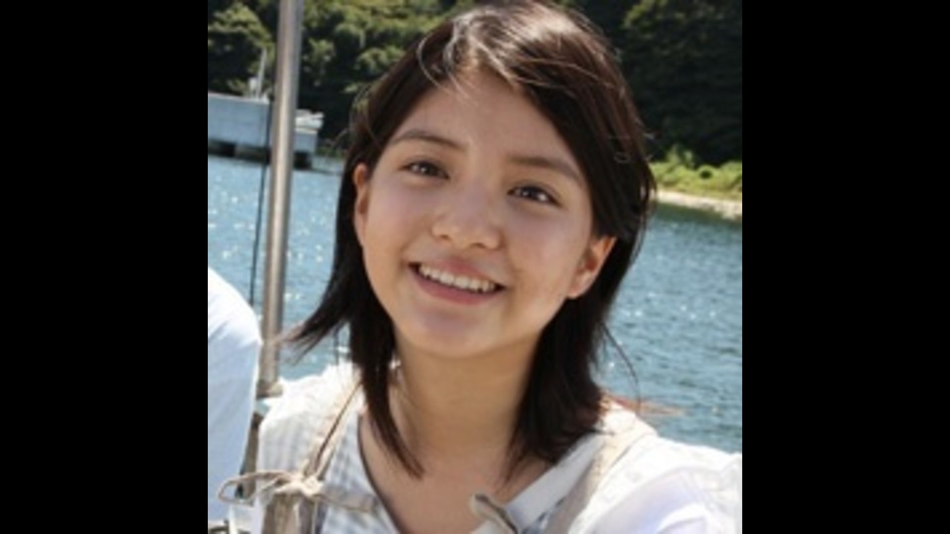 世界の終わりに咲く花 8話 | Lemino(レミノ) - 映画・ドラマ・アニメや音楽・ライブが見放題 | ドコモの動画配信サービス