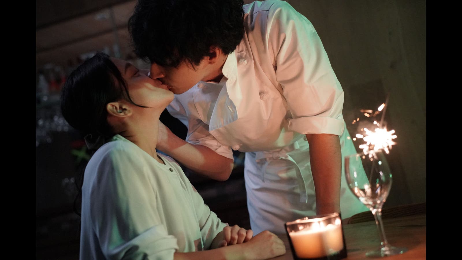 キス×kiss×キス〜LOVE ii SHOWER～ 第1話 | Lemino(レミノ) - 映画・ドラマ・アニメや音楽・ライブが見放題 | ドコモの動画配信サービス