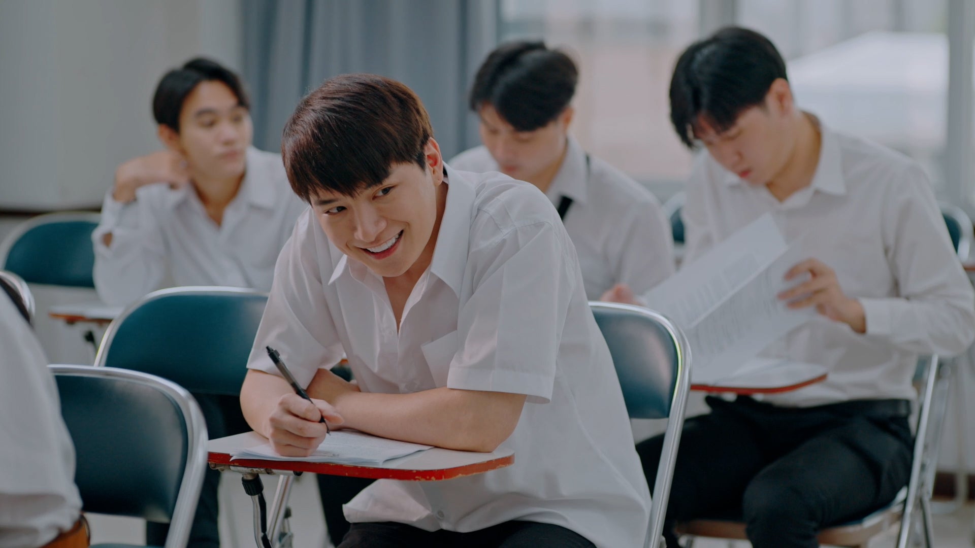 Be My Favorite 第1話 | Lemino(レミノ) - 映画・ドラマ・アニメや音楽・ライブが見放題 | ドコモの動画配信サービス