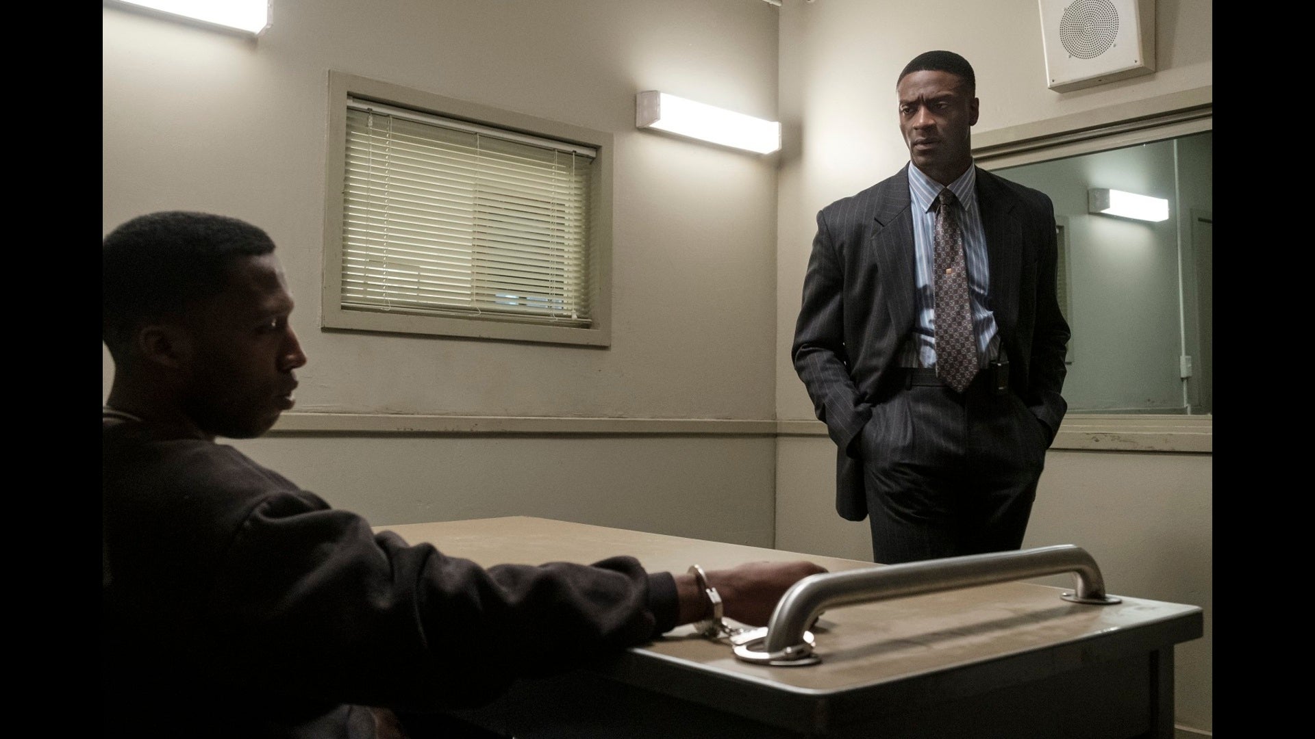 CITY ON A HILL/罪におぼれた街シーズン1 #6 | Lemino(レミノ) - 映画・ドラマ・アニメや音楽・ライブが見放題 | ドコモの動画配信サービス