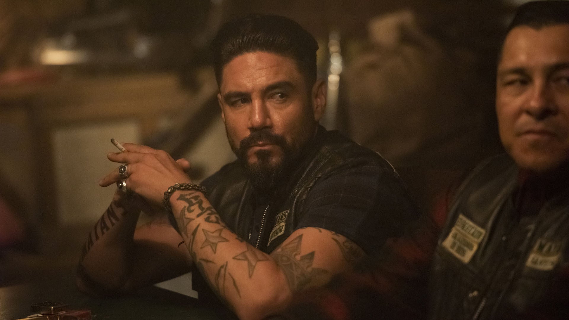 マヤンズ M.C. ～サンズ・オブ・アナーキー外伝～ シーズン2 第3話 | Lemino(レミノ) - 映画・ドラマ・アニメや音楽・ライブが見放題 | ドコモの動画配信サービス