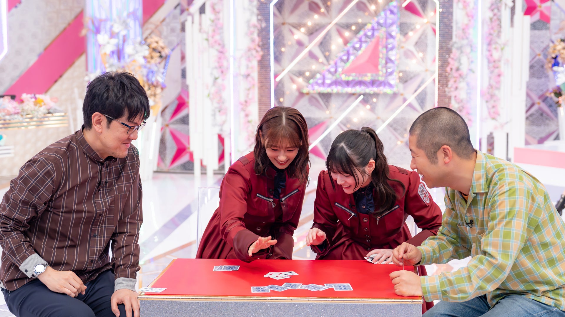 そこ曲がったら、櫻坂？【24/12/23配信】#215 | Lemino(レミノ) - 映画・ドラマ・アニメや音楽・ライブが見放題 | ドコモの動画配信サービス