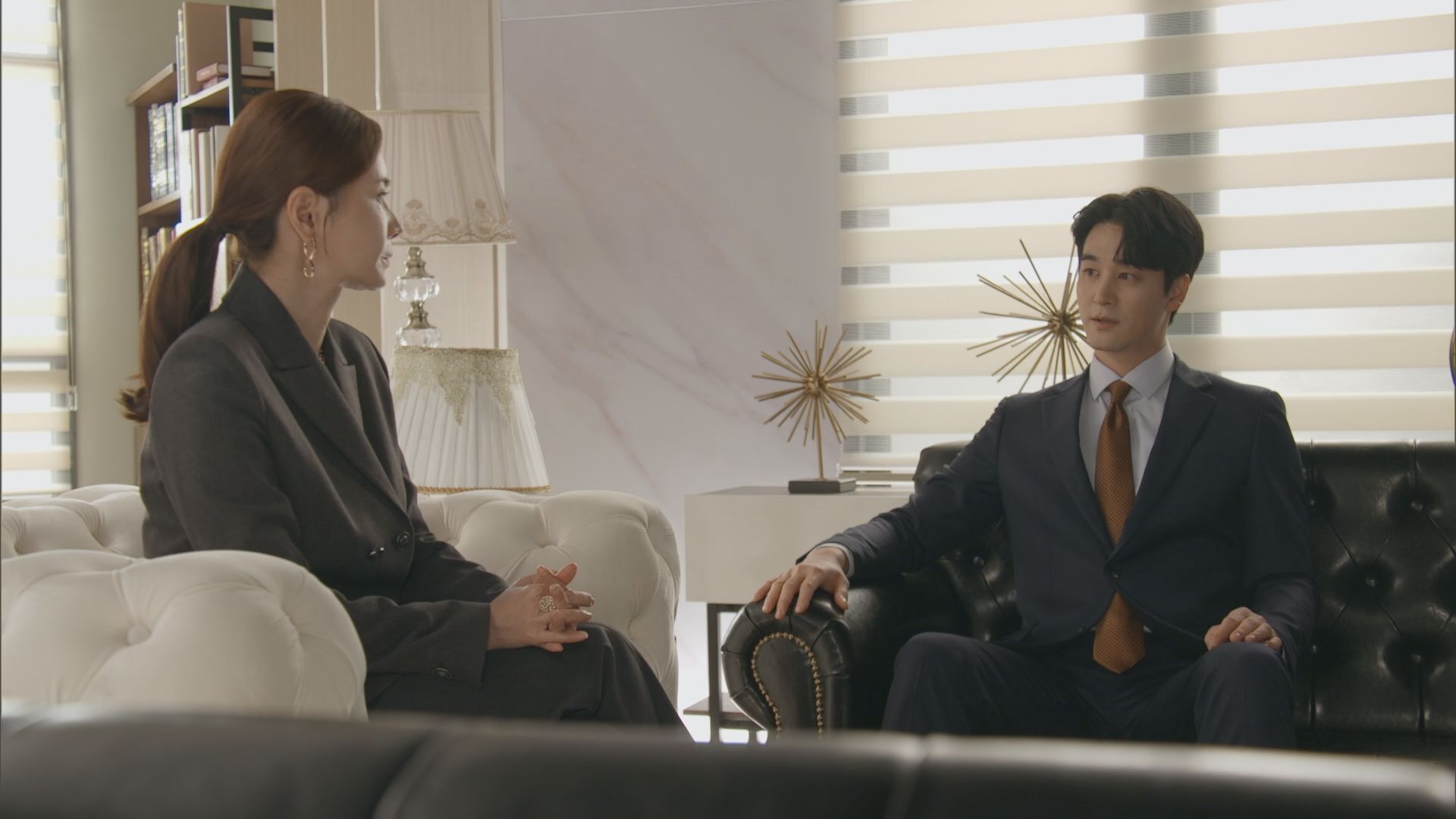 魔女のゲーム 第35話 | Lemino(レミノ) - 映画・ドラマ・アニメや音楽・ライブが見放題 | ドコモの動画配信サービス