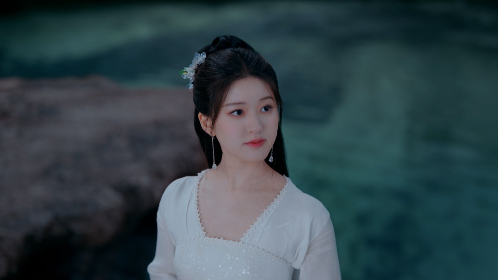 神隠し #1 | Lemino(レミノ) - 映画・ドラマ・アニメや音楽・ライブが見放題 | ドコモの動画配信サービス