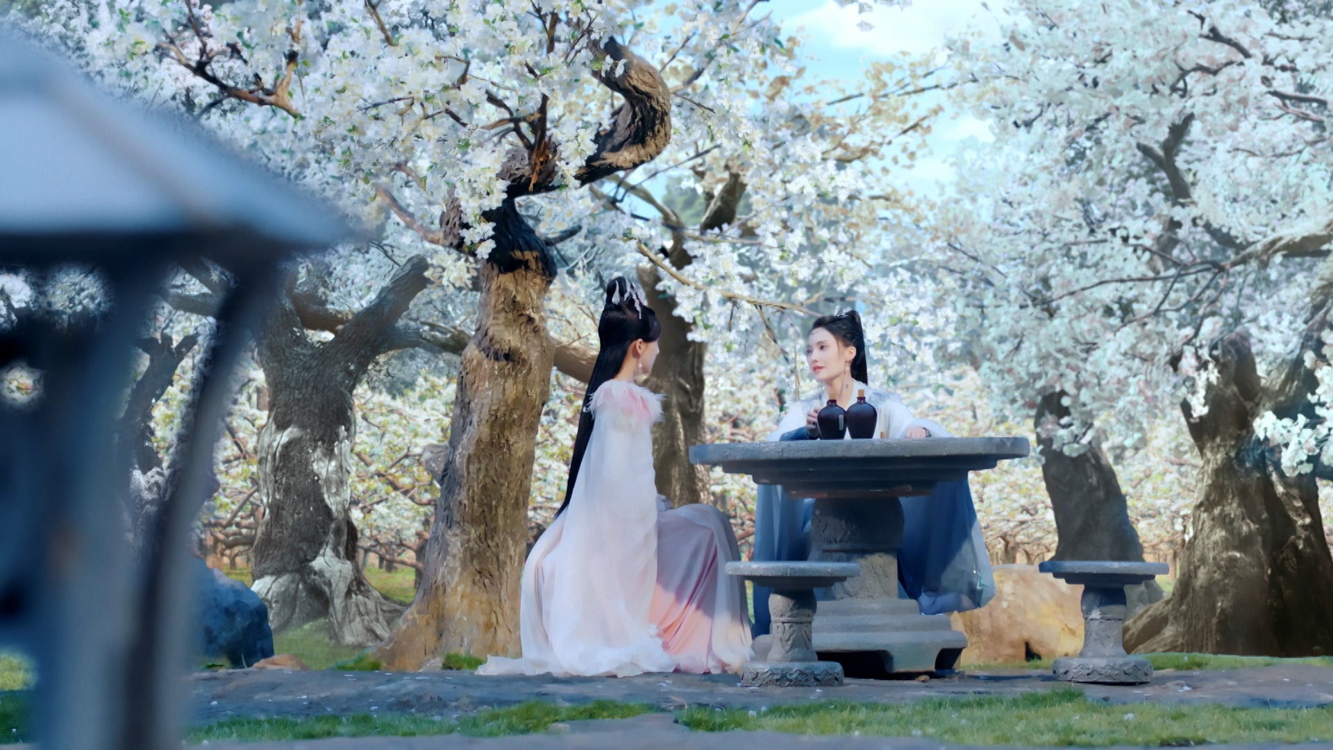 神隠し #33 | Lemino(レミノ) - 映画・ドラマ・アニメや音楽・ライブが見放題 | ドコモの動画配信サービス