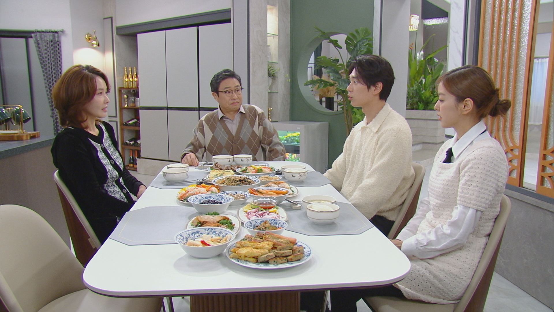 どたばたファミリー 第71話 | Lemino(レミノ) - 映画・ドラマ・アニメや音楽・ライブが見放題 | ドコモの動画配信サービス