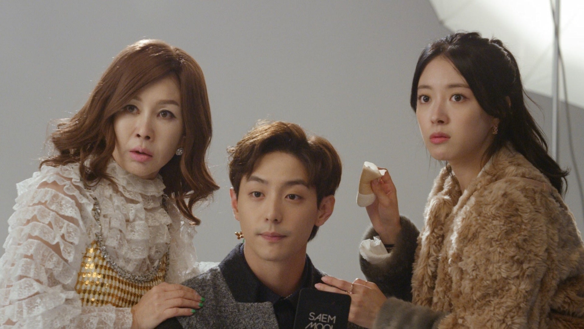 月桂樹洋服店の紳士たち 第35話 | Lemino(レミノ) - 映画・ドラマ・アニメや音楽・ライブが見放題 | ドコモの動画配信サービス