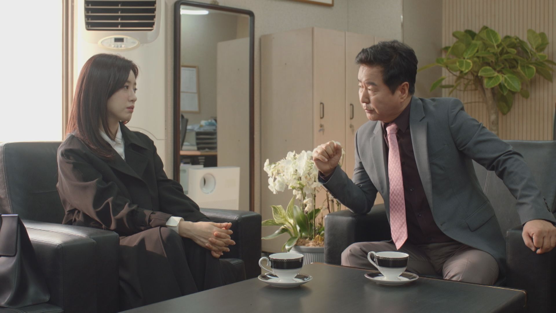 スジと出逢ったウリ〜医師たちの恋愛事情！？〜 #24 | Lemino(レミノ) - 映画・ドラマ・アニメや音楽・ライブが見放題 | ドコモの動画配信サービス