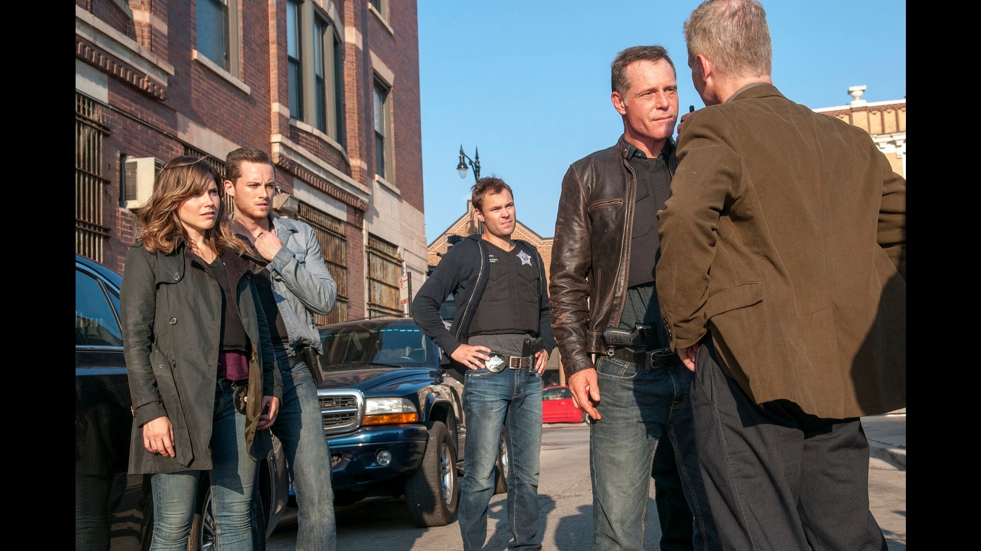 シカゴP.D. シーズン1 第1話 | Lemino(レミノ) - 映画・ドラマ・アニメや音楽・ライブが見放題 | ドコモの動画配信サービス