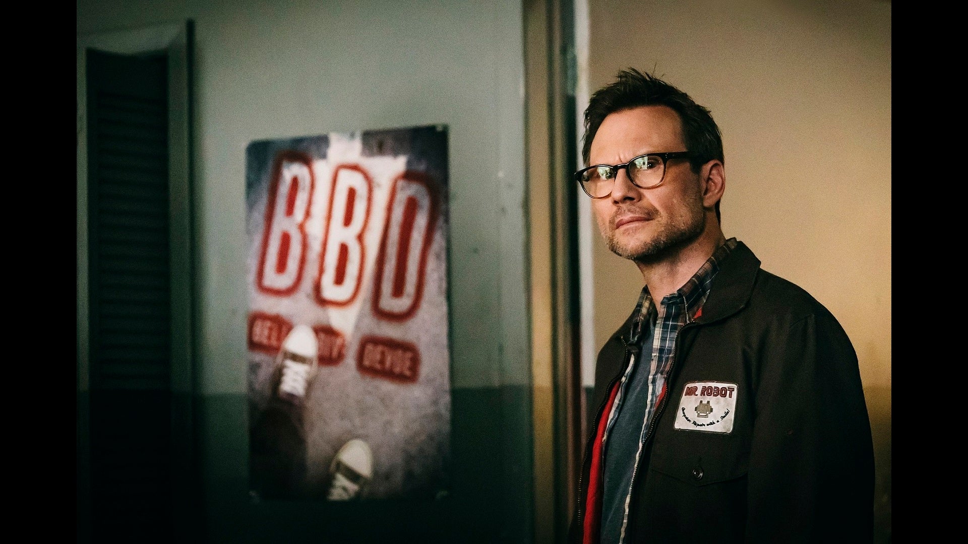 ミスター・ロボット シーズン2 第9話 | Lemino(レミノ) - 映画・ドラマ・アニメや音楽・ライブが見放題 | ドコモの動画配信サービス