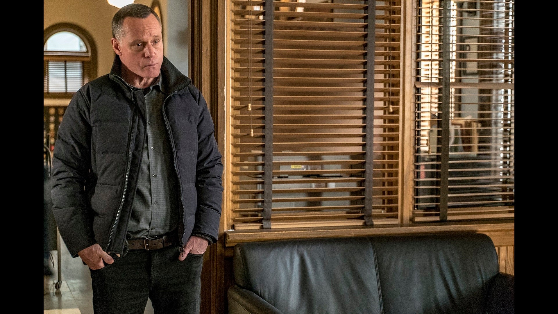 シカゴP.D. シーズン4 第20話 | Lemino(レミノ) - 映画・ドラマ・アニメや音楽・ライブが見放題 | ドコモの動画配信サービス