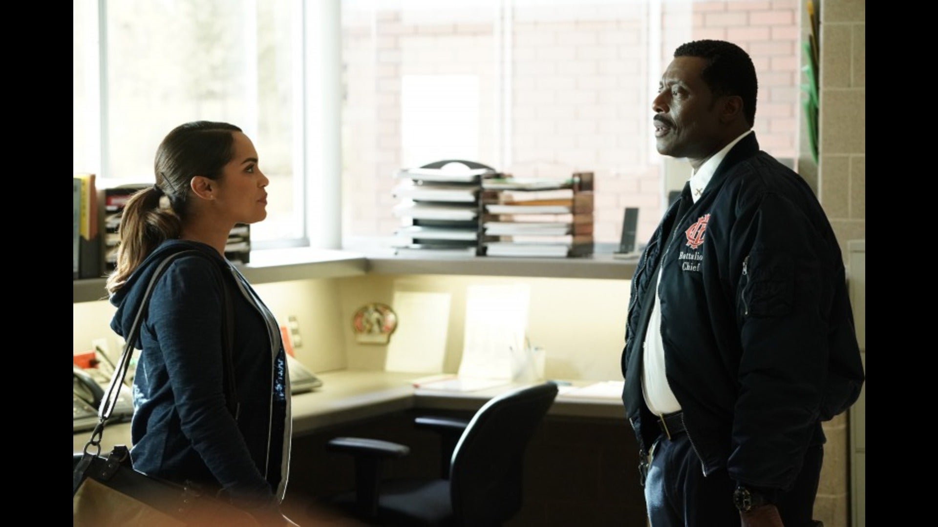 シカゴ・ファイア シーズン6 第14話 | Lemino(レミノ) - 映画・ドラマ・アニメや音楽・ライブが見放題 | ドコモの動画配信サービス